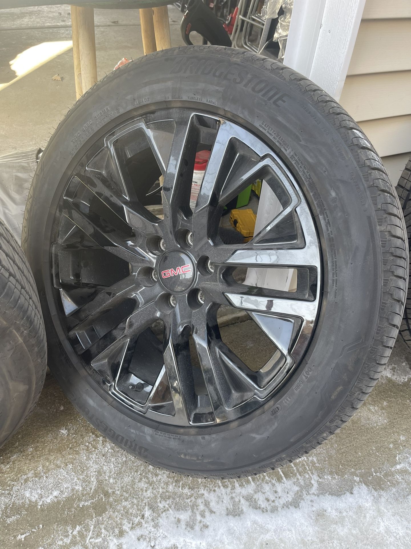 GMC OEM Wheels & Tires for Sale in Chicago, IL - OfferUp