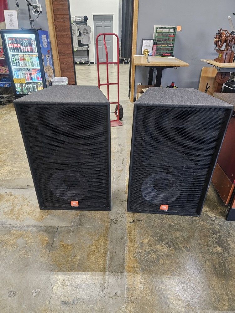 Set of 2 JBL SR4735X passive speakers. $1500 for one pair 2 pairs ...