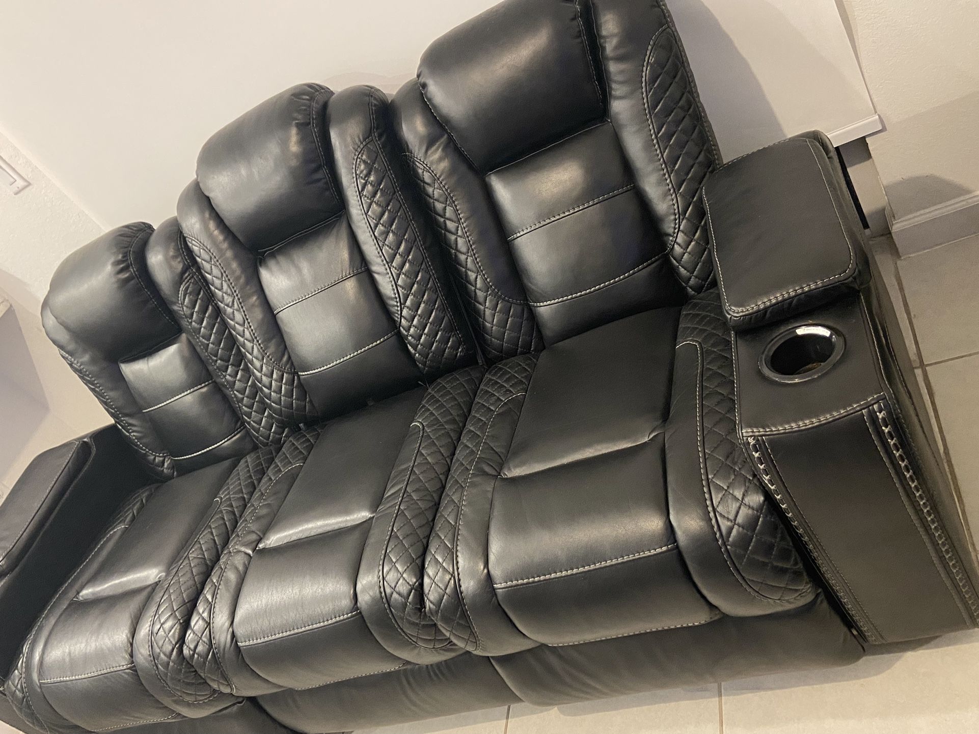 Real Genuine Leather Couch Set With Blutetooth for Sale in Homestead ...