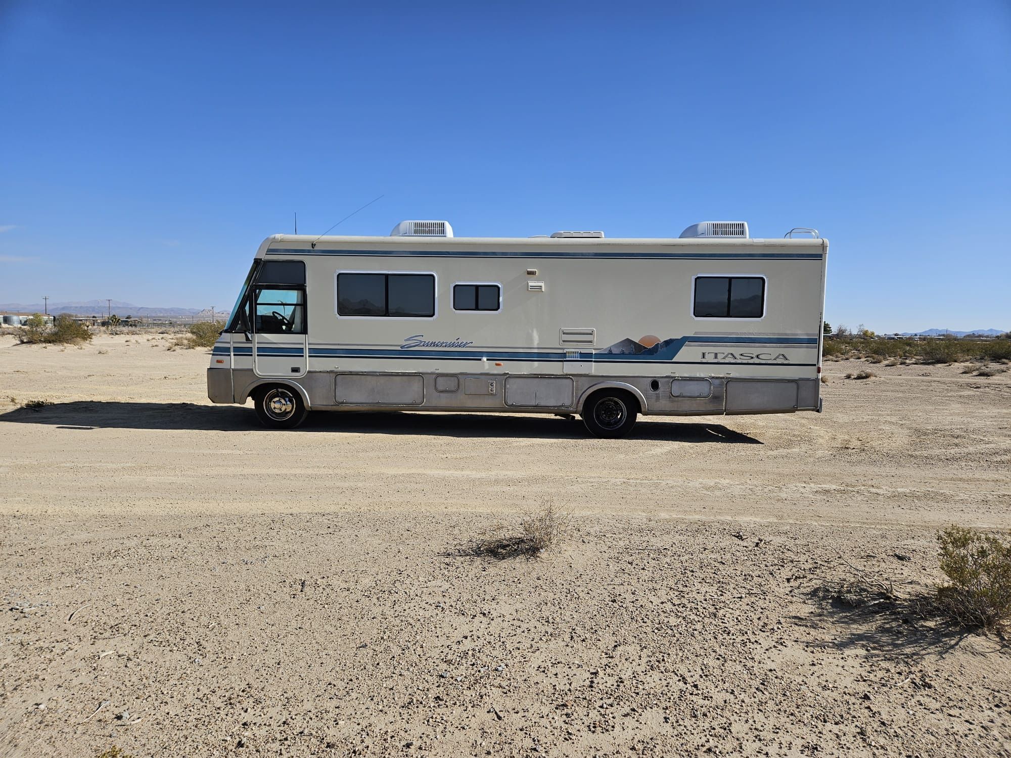 1995 Chevrolet P30 ITASCA SUNCRUISER RV for Sale in Apple Valley, CA ...