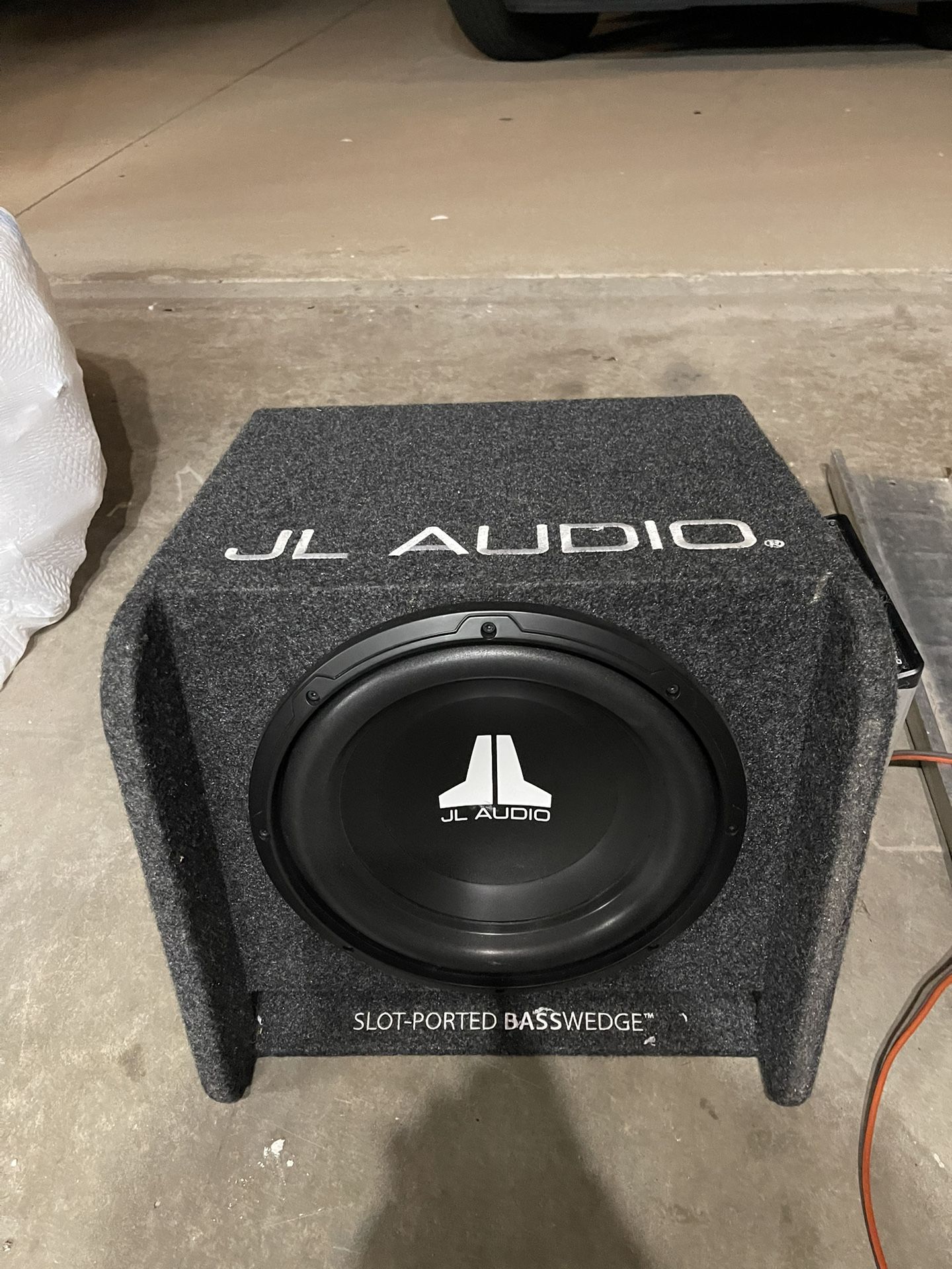 Jl Audio 12 Inch Subwoofer Jl Audio Amp 500/1 for Sale in Rialto, CA - OfferUp