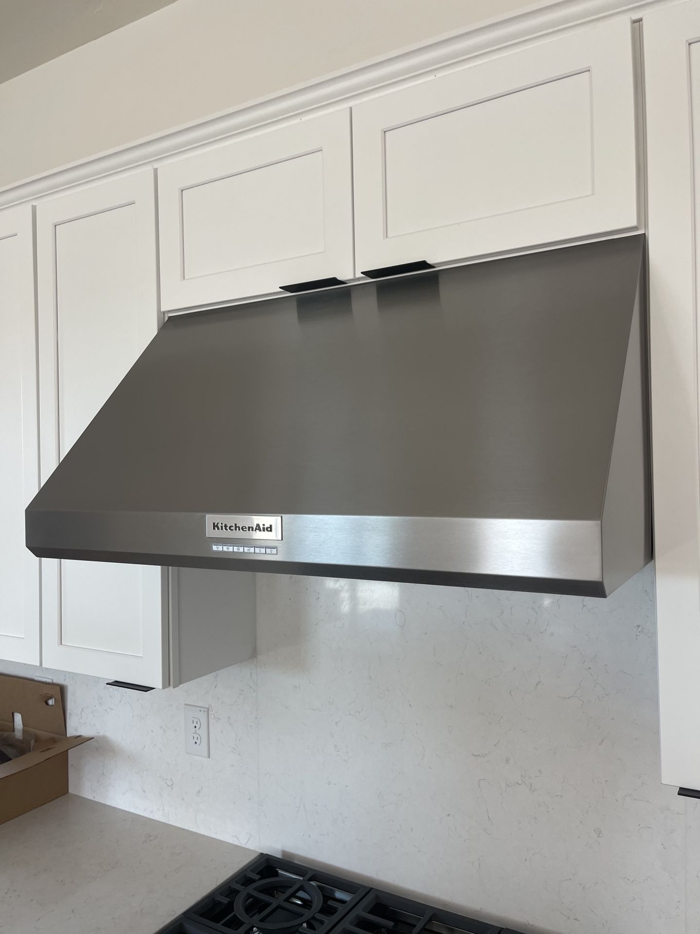 KitchenAid 36" 585 Or 1170 CFM Motor Class Commercial-Style Wall-Mount ...