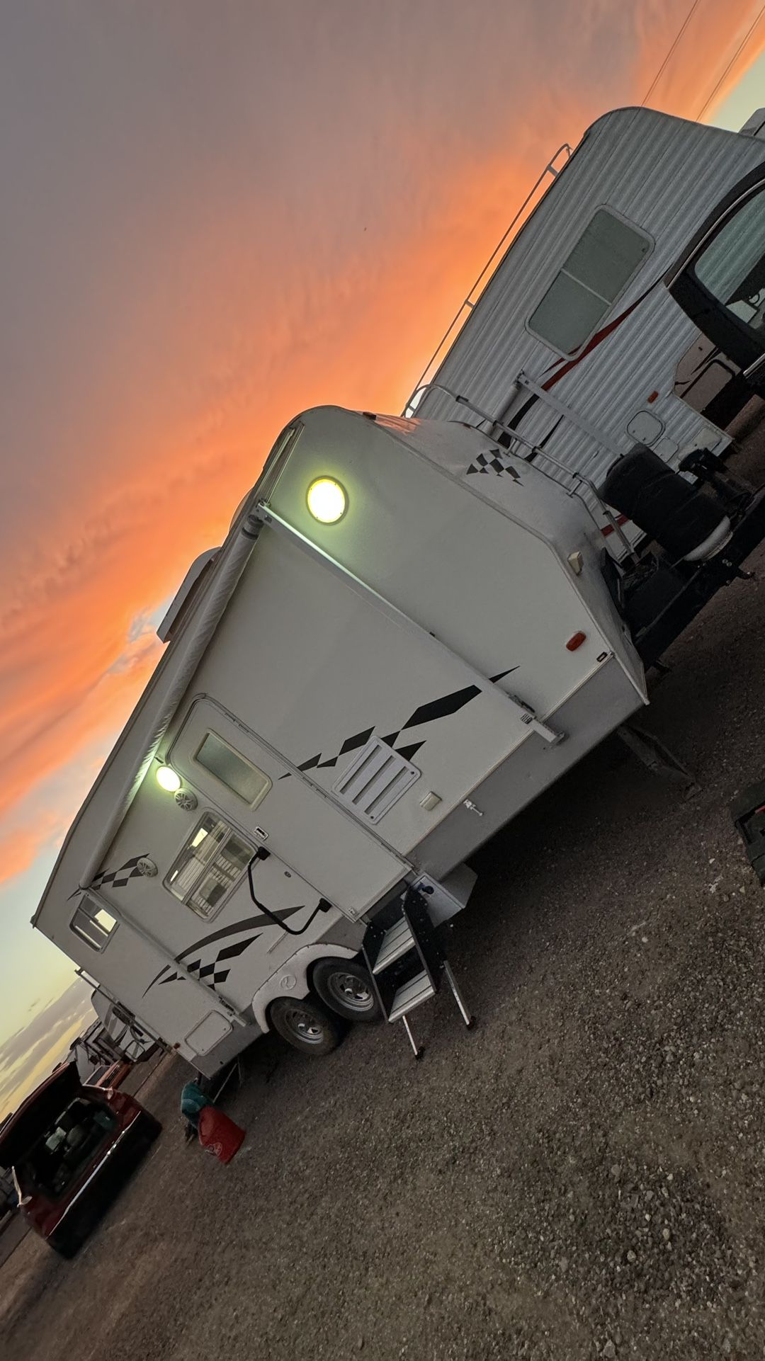 2003 Keystone Tailgater for Sale in Chandler, AZ - OfferUp