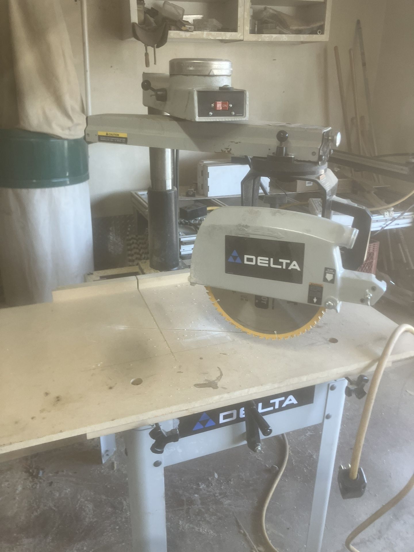 2hp Delta Radial Arm Saw for Sale in Chandler, AZ - OfferUp