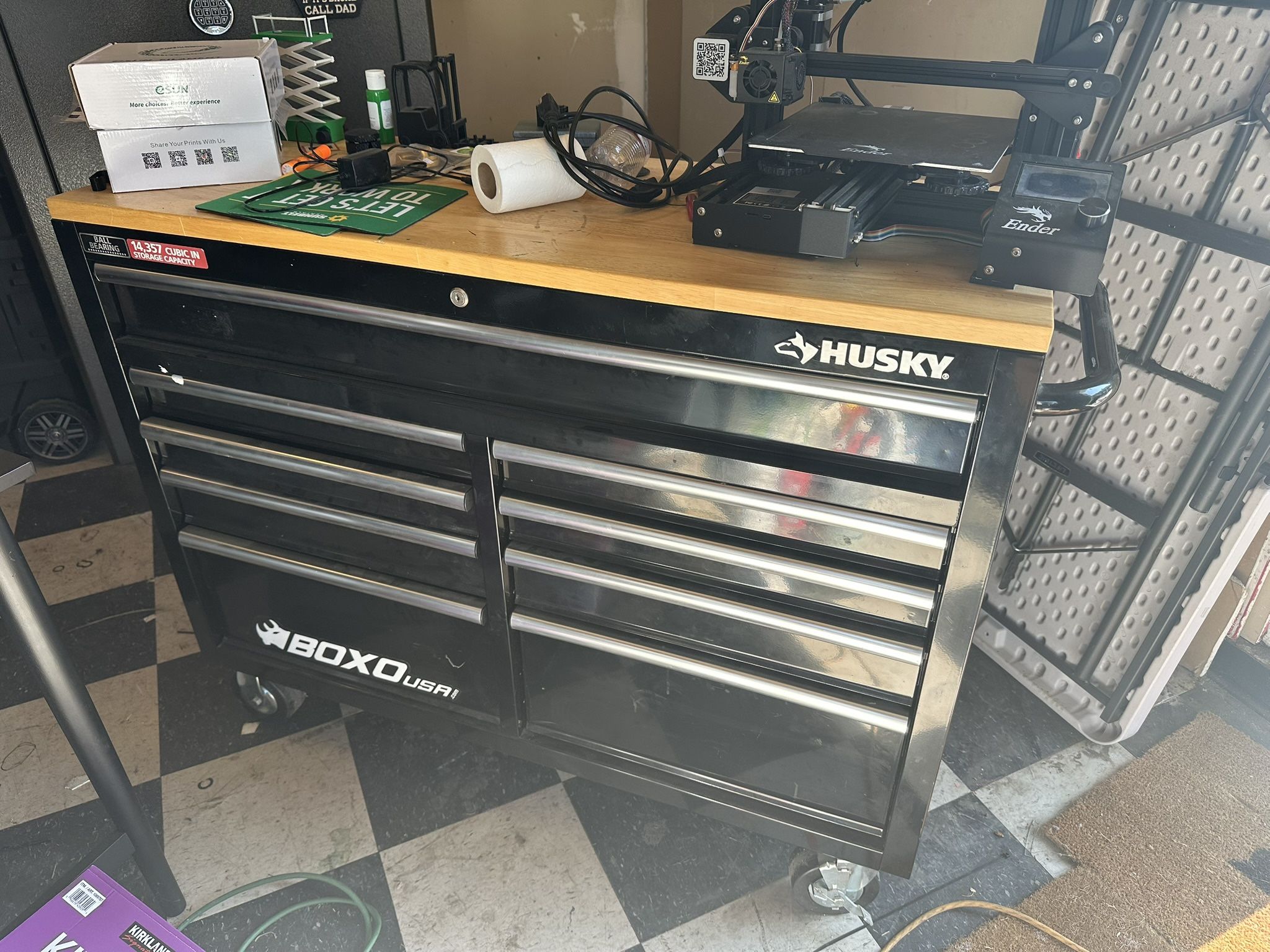 Husky Tool Box for Sale in Whittier, CA - OfferUp