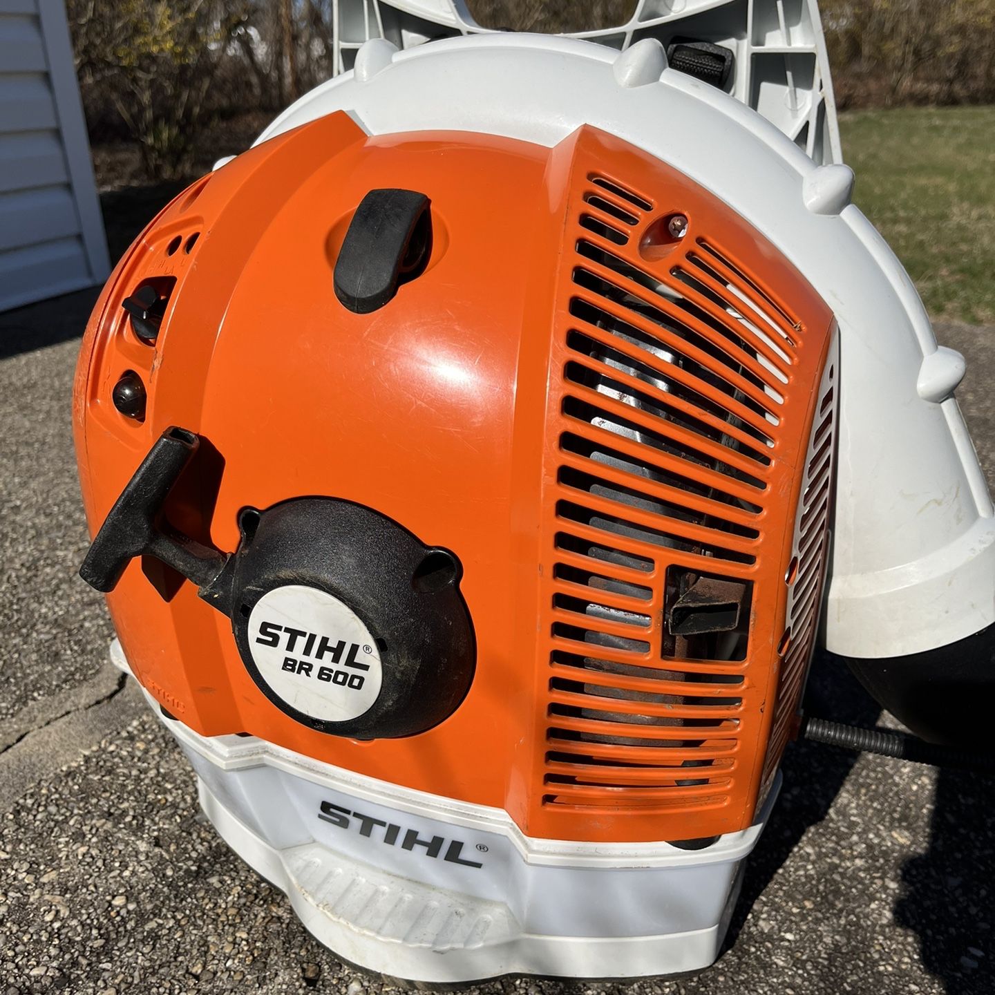 Stihl br 600 238 mph 677 cfm gas backpack leaf blower store