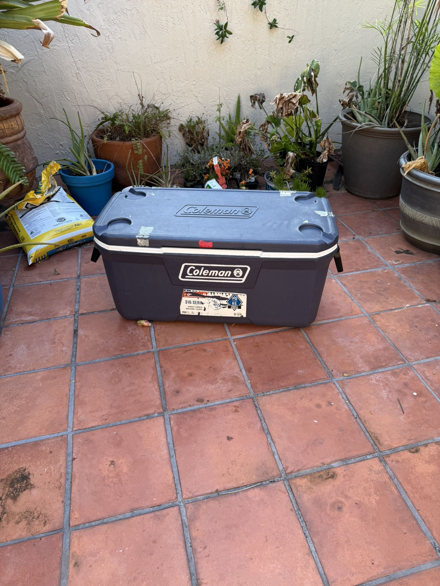 Cheap Large Cooler for Sale in Miami, FL - OfferUp