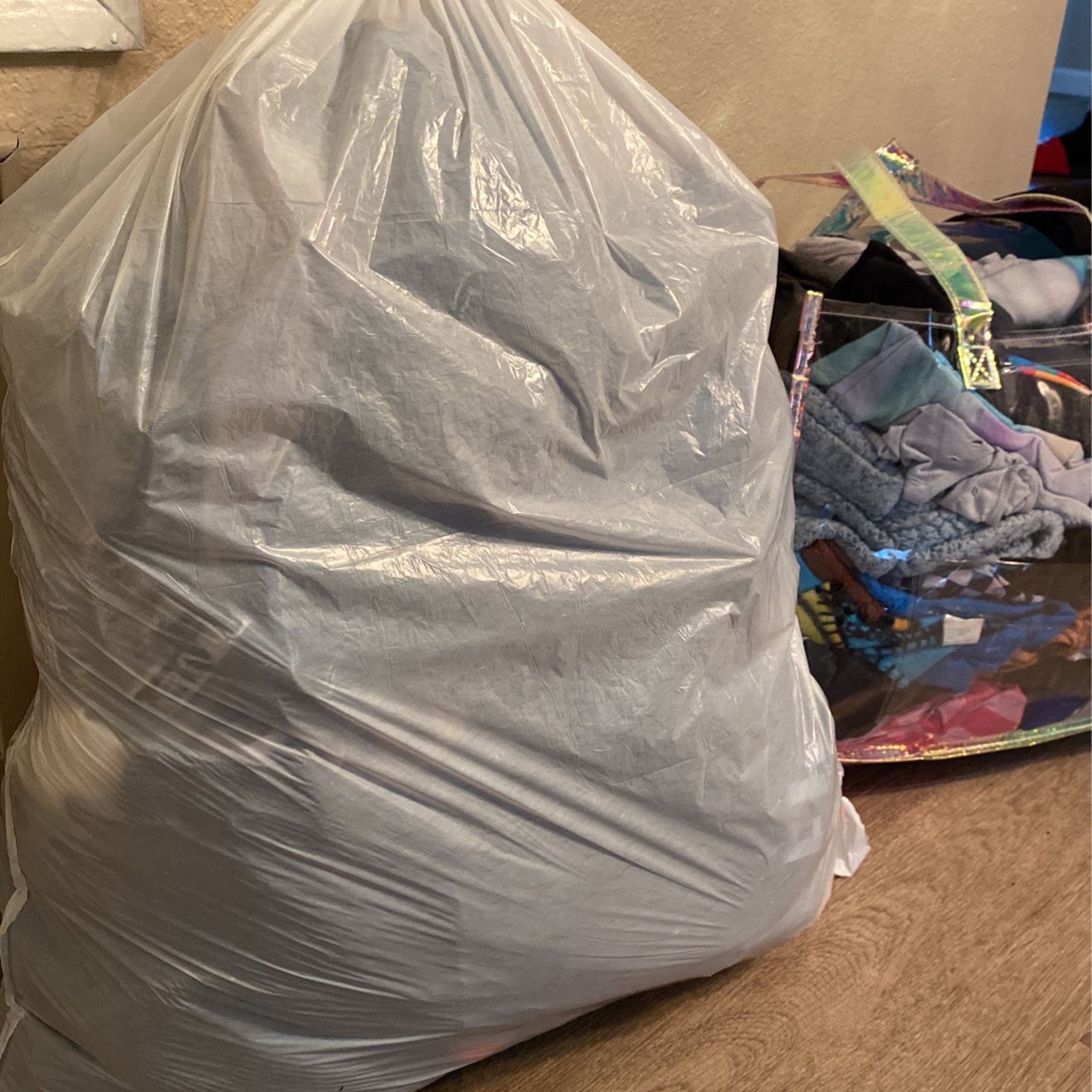 Free Random Items for Sale in Sacramento, CA - OfferUp