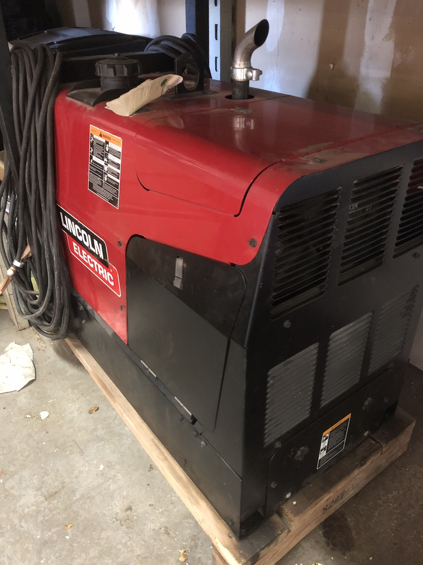 Lincoln Ranger 225 GXT gas stick welder / generator for Sale in Dallas ...