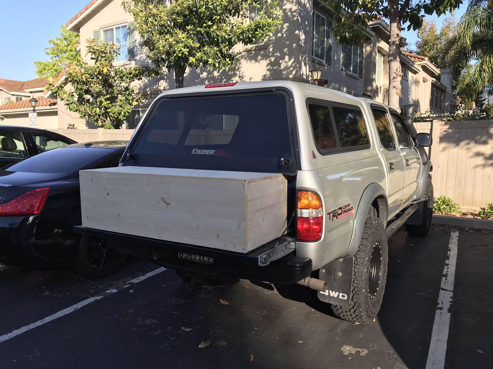 2003 Toyota Tacoma 5ft Camper Shell/ Topper/ Cap for Sale in Los ...