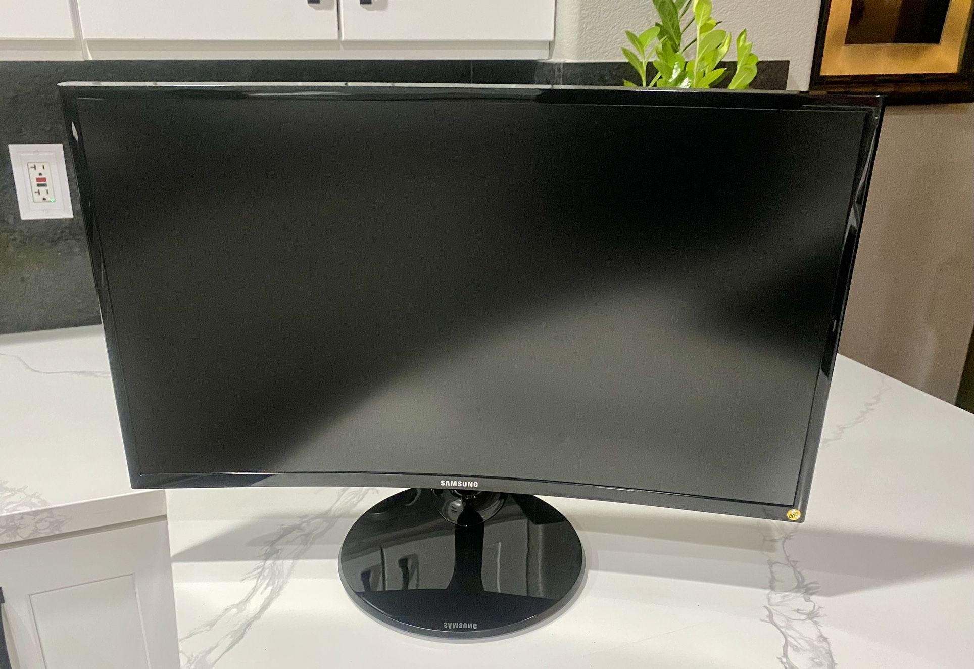 27 Inch Samsung Computer Monitor for Sale in Las Vegas, NV - OfferUp