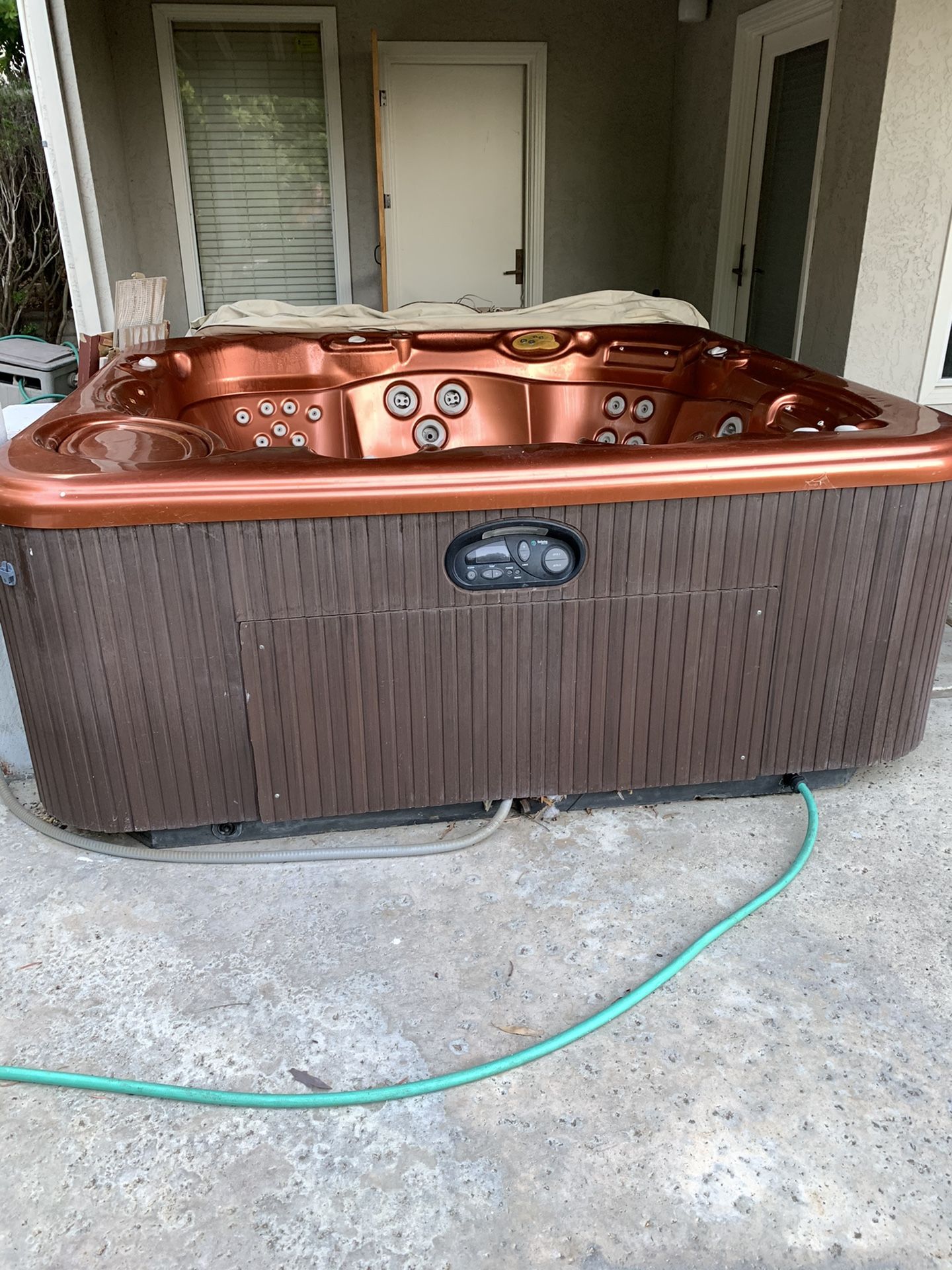 Hot Springs Spa “Envoy” model KK for Sale in Encinitas, CA - OfferUp