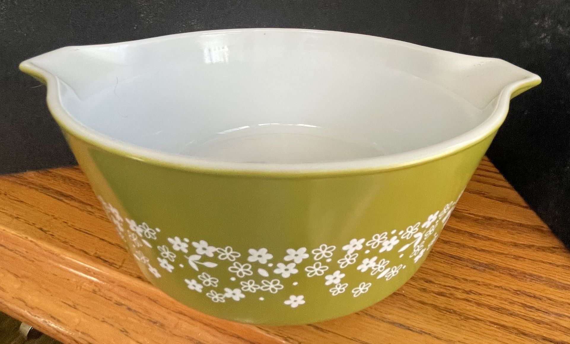 Pyrex Lidded Casserole for Sale in Phoenix, AZ - OfferUp