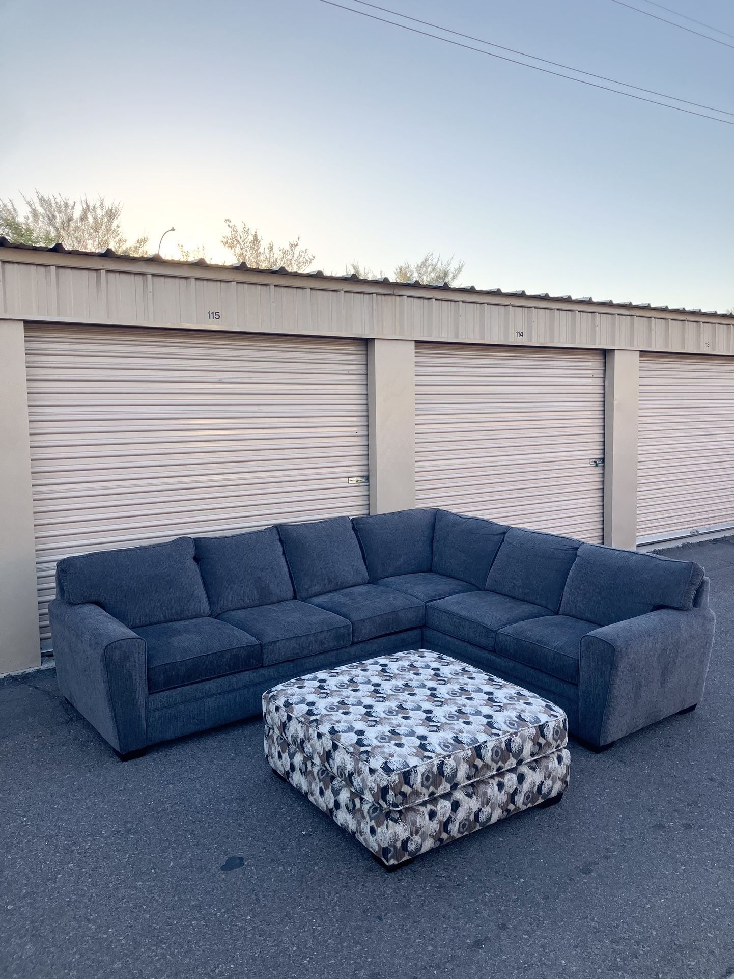 FREE DELIVERY New Gray Sectional w/Bed for Sale in Chandler, AZ - OfferUp