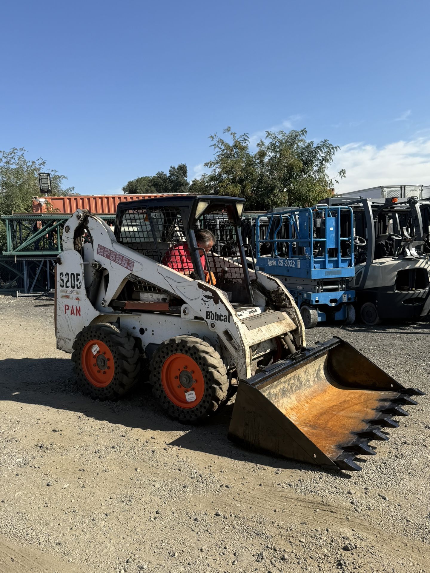Bobcat for Sale in Fontana, CA - OfferUp