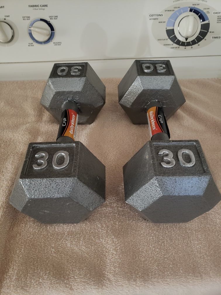 Brand new pair of 30 pound dumbbells for Sale in Mount Prospect, IL ...