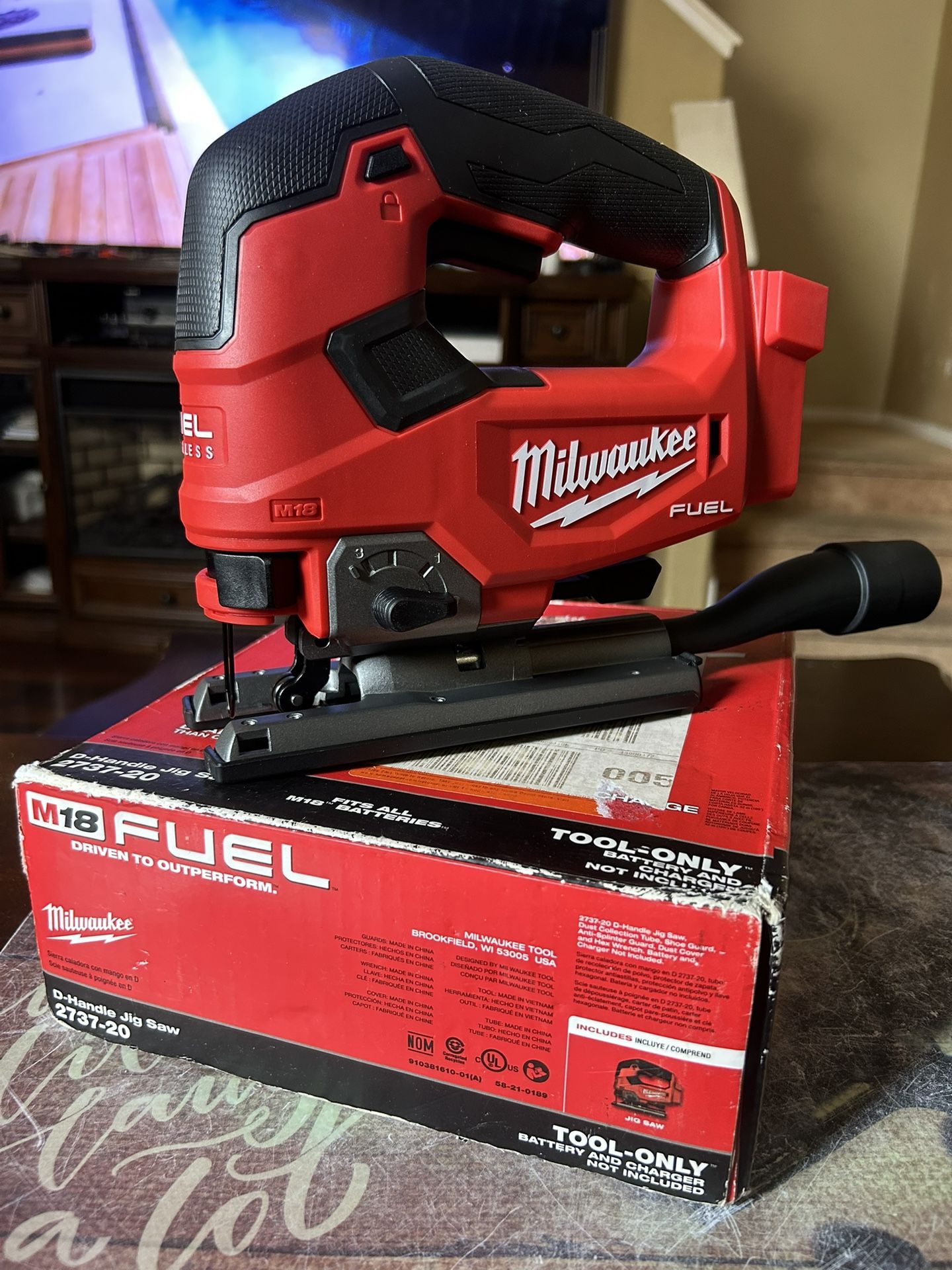 Milwaukee M18 Fuel D Handle Jig Saw for Sale in San Diego, CA - OfferUp