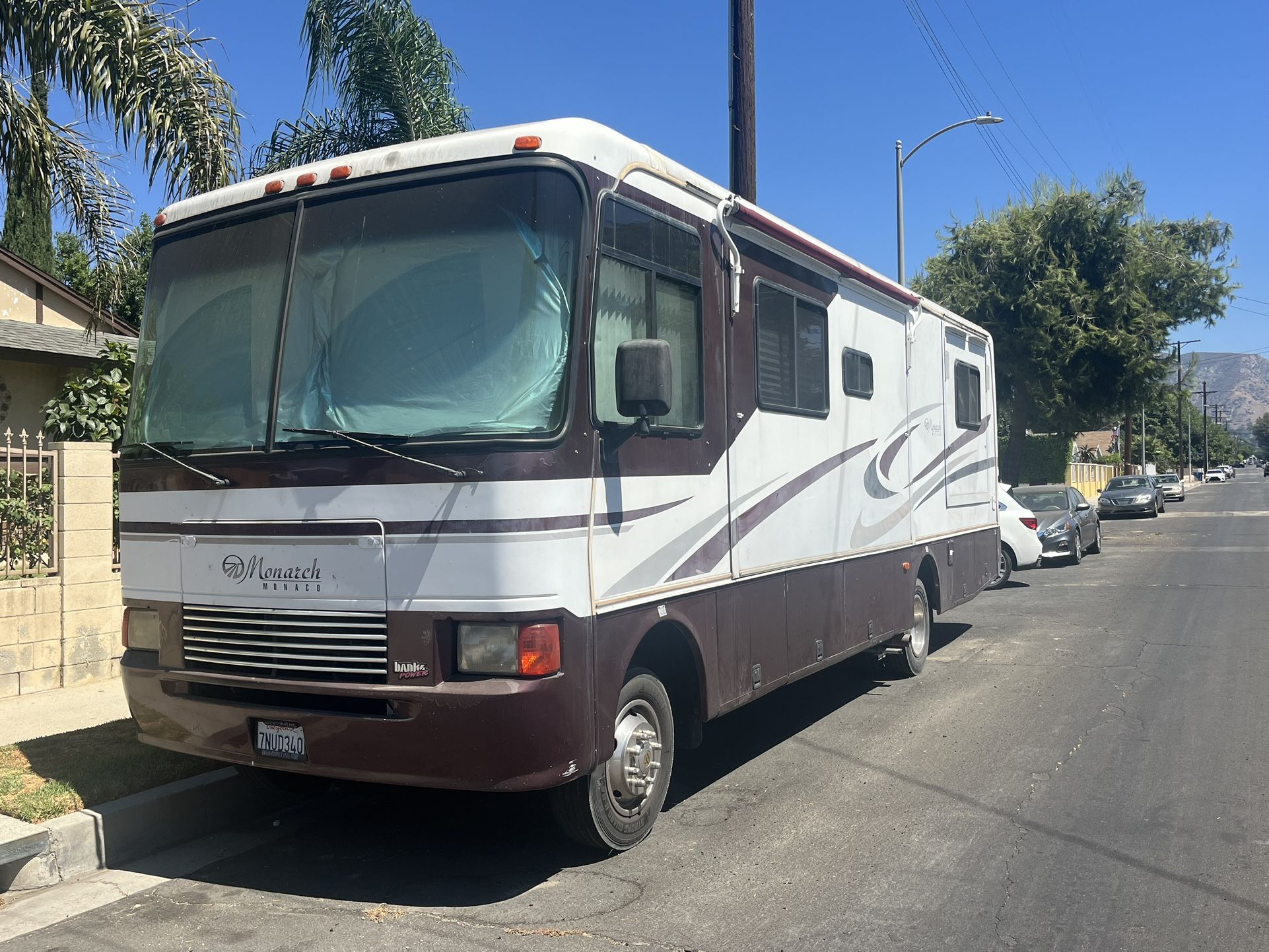 2002 Monaco Monarch for Sale in Palmdale, CA - OfferUp
