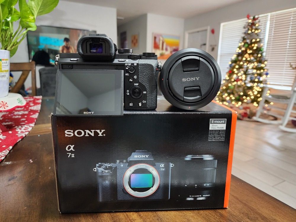 Sony Alpha Mark 7II for Sale in Miramar, FL - OfferUp