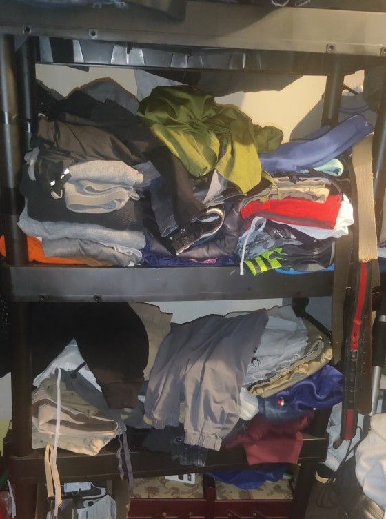 shelf With 4 rows of Storage Space for Sale in Tacoma, WA - OfferUp