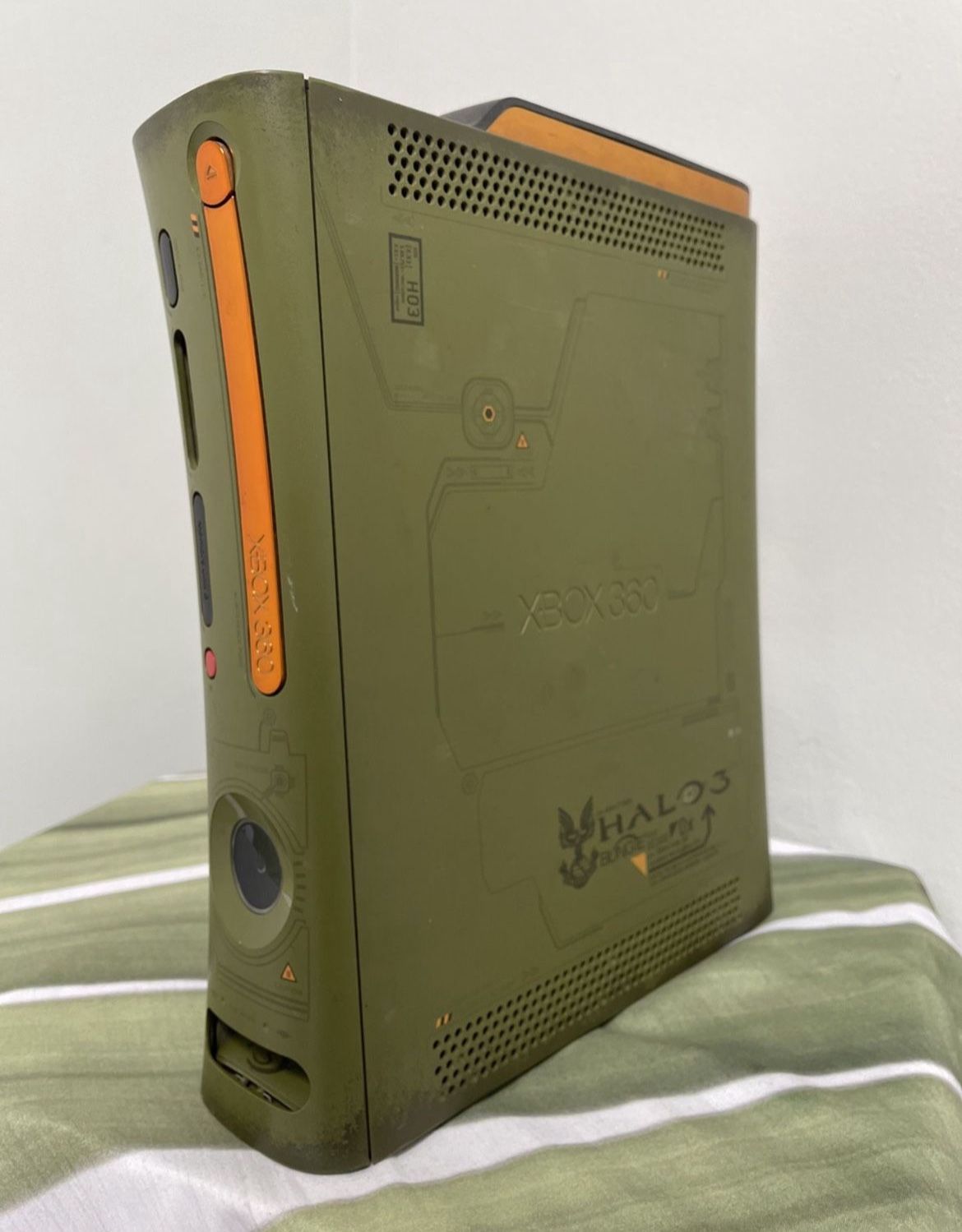 Xbox 360 Halo Edition Rare for Sale in Whittier, CA - OfferUp