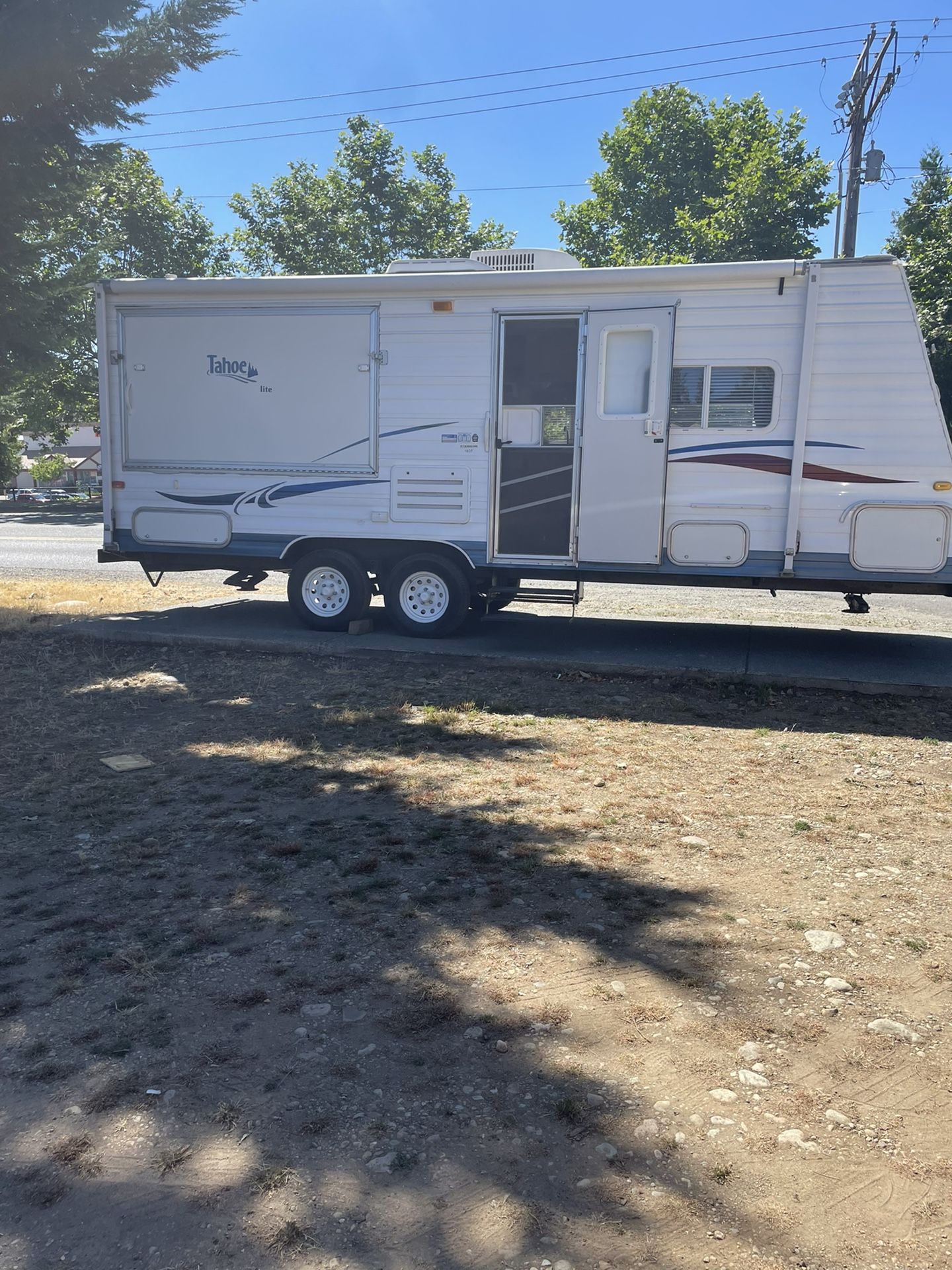 2004 Travel trailer 18 foot super clean and nice for Sale in Bonney ...