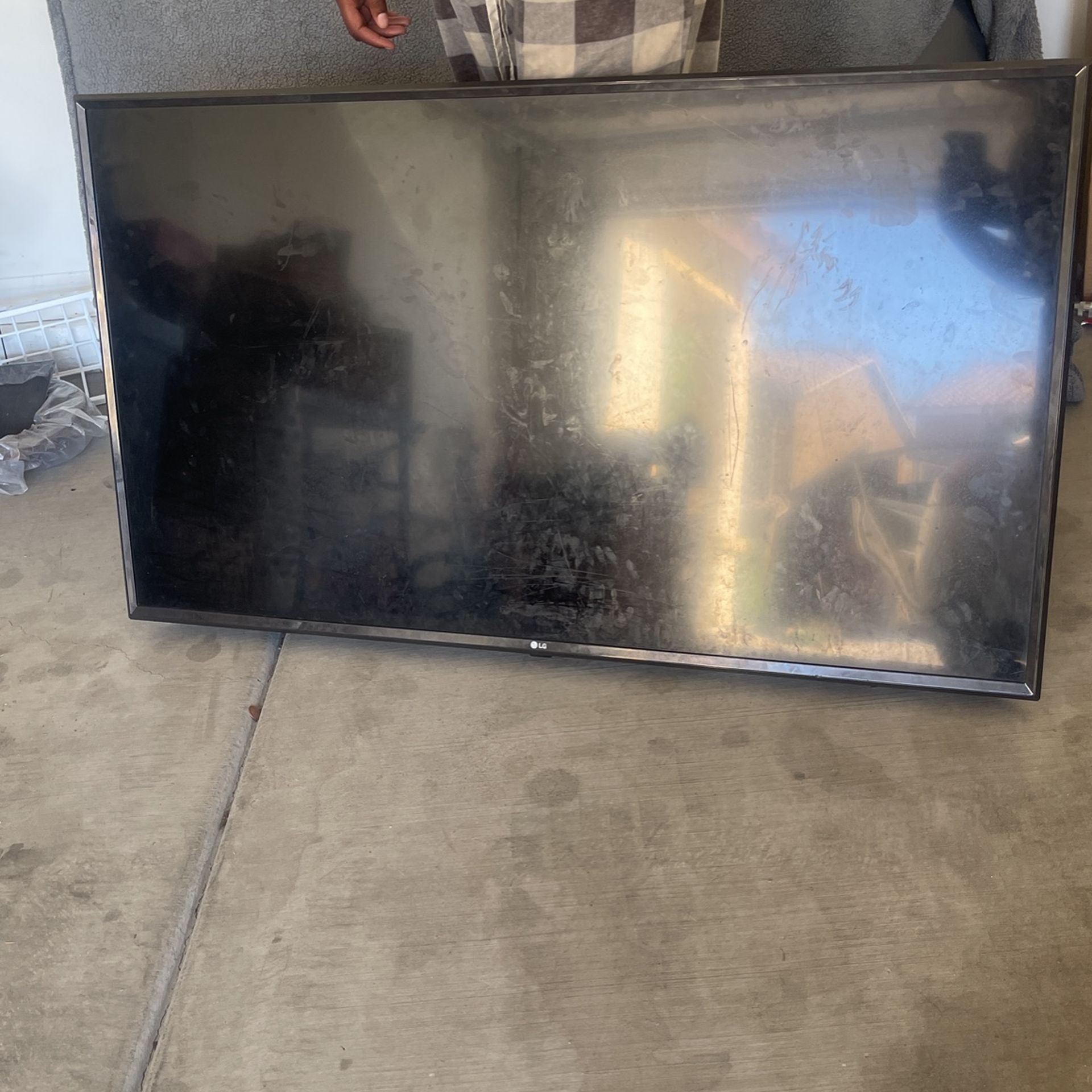 50in LG Flat Screen TV for Sale in North Las Vegas, NV - OfferUp