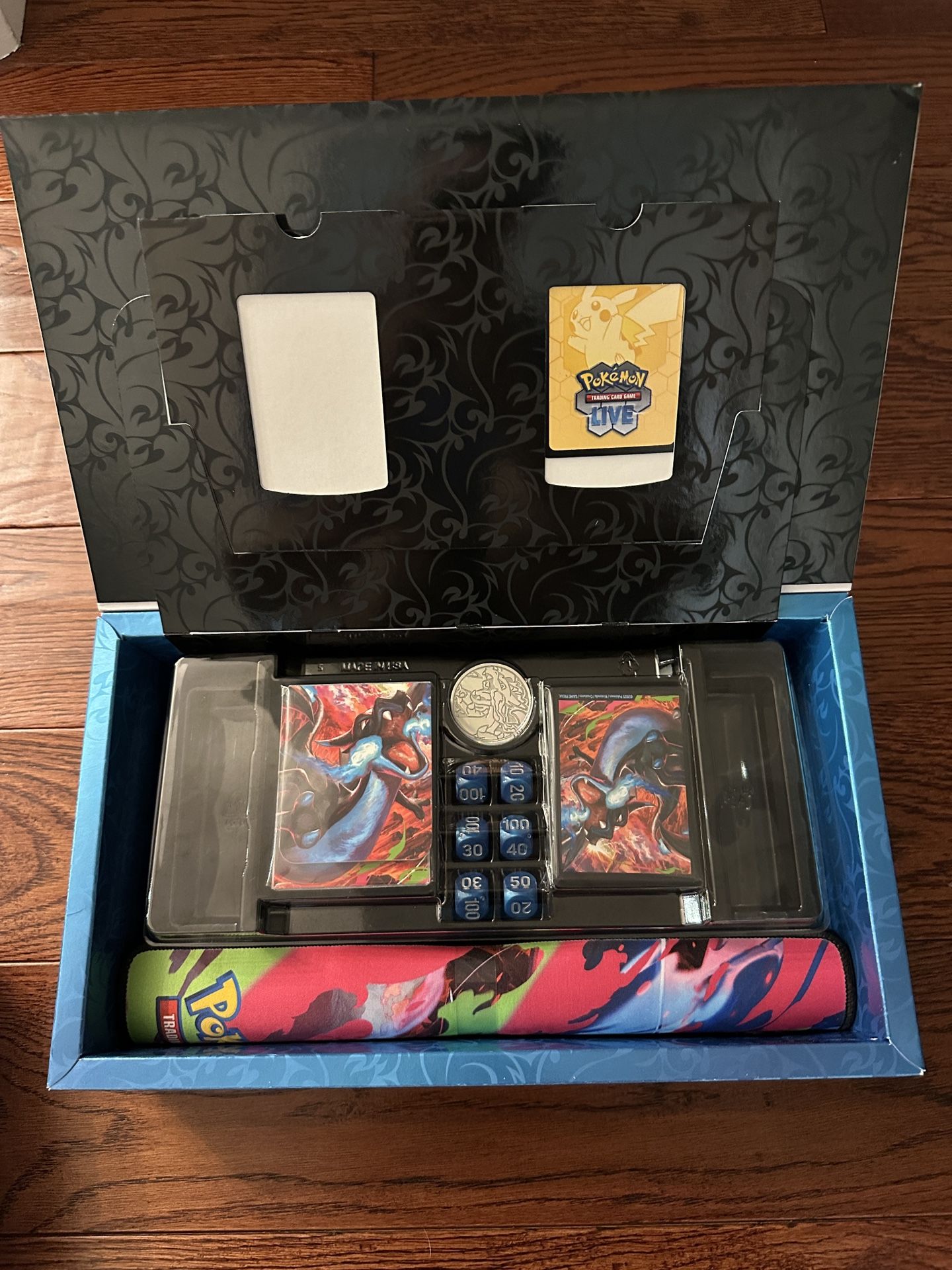 Mega Charizard UPC (no Packs Or Promos) Pokemon for Sale in Los Angeles ...