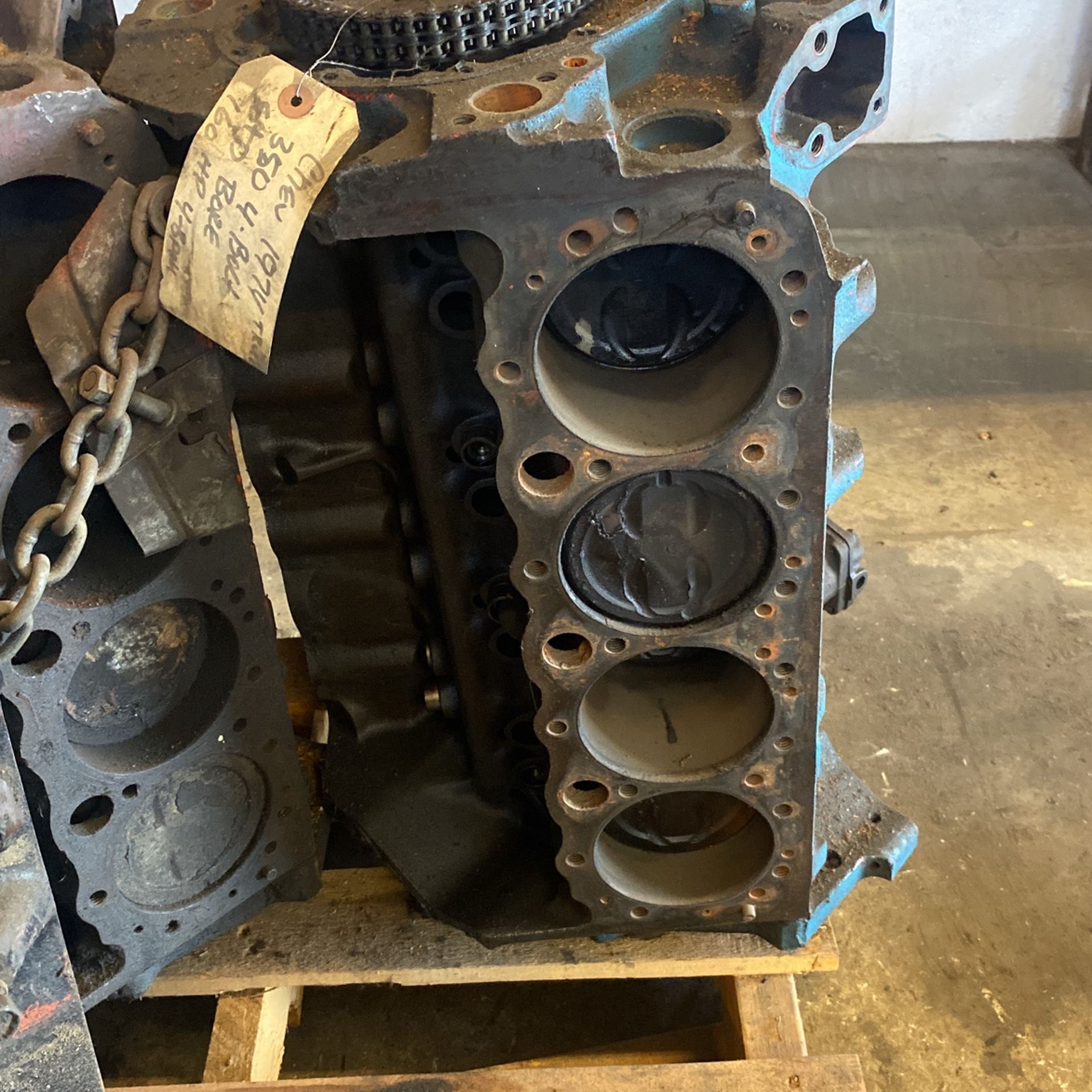 Chevy Small Block for Sale in Whittier, CA - OfferUp