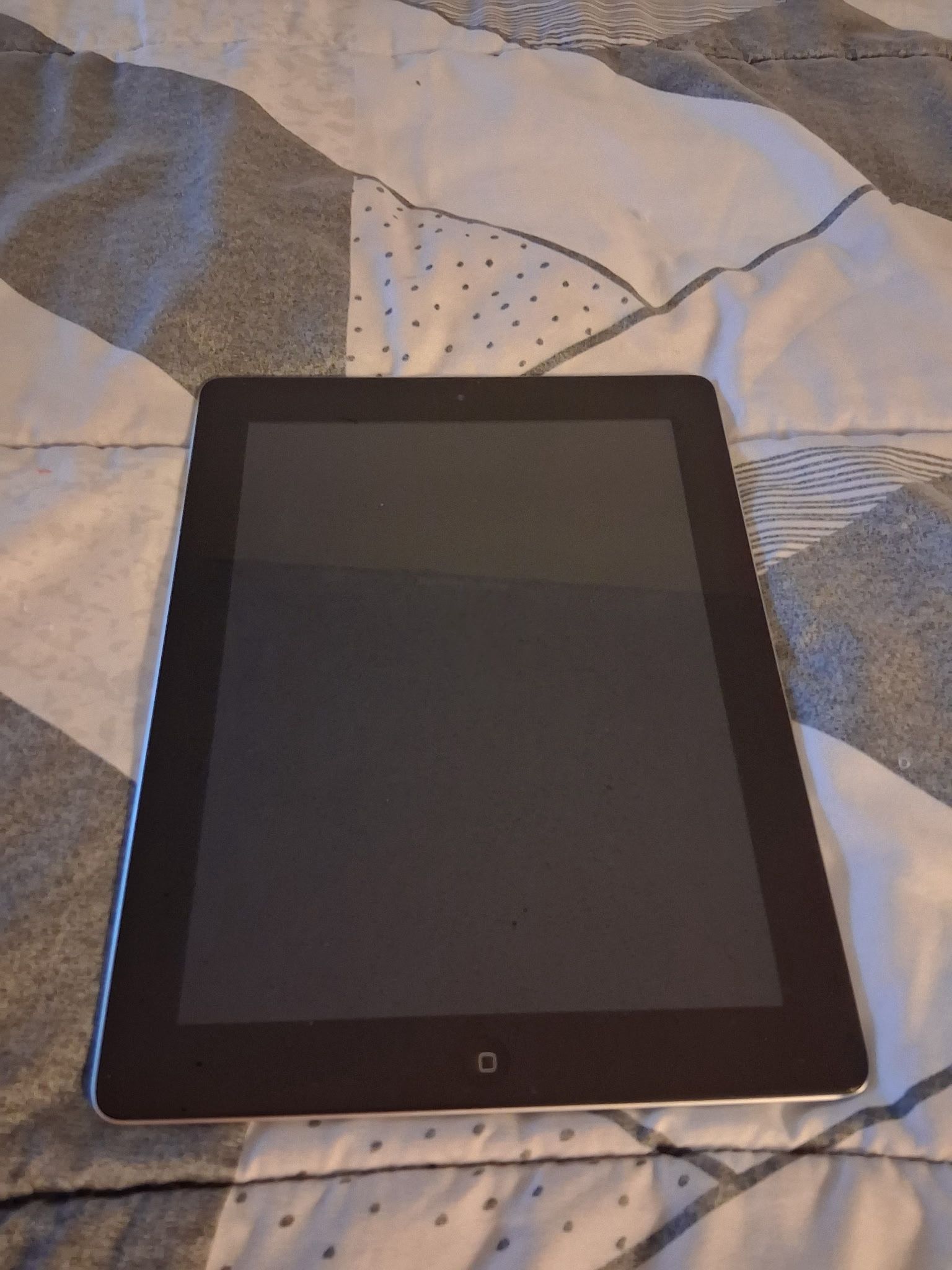 Apple iPad No Charger for Sale in Stockton, CA - OfferUp