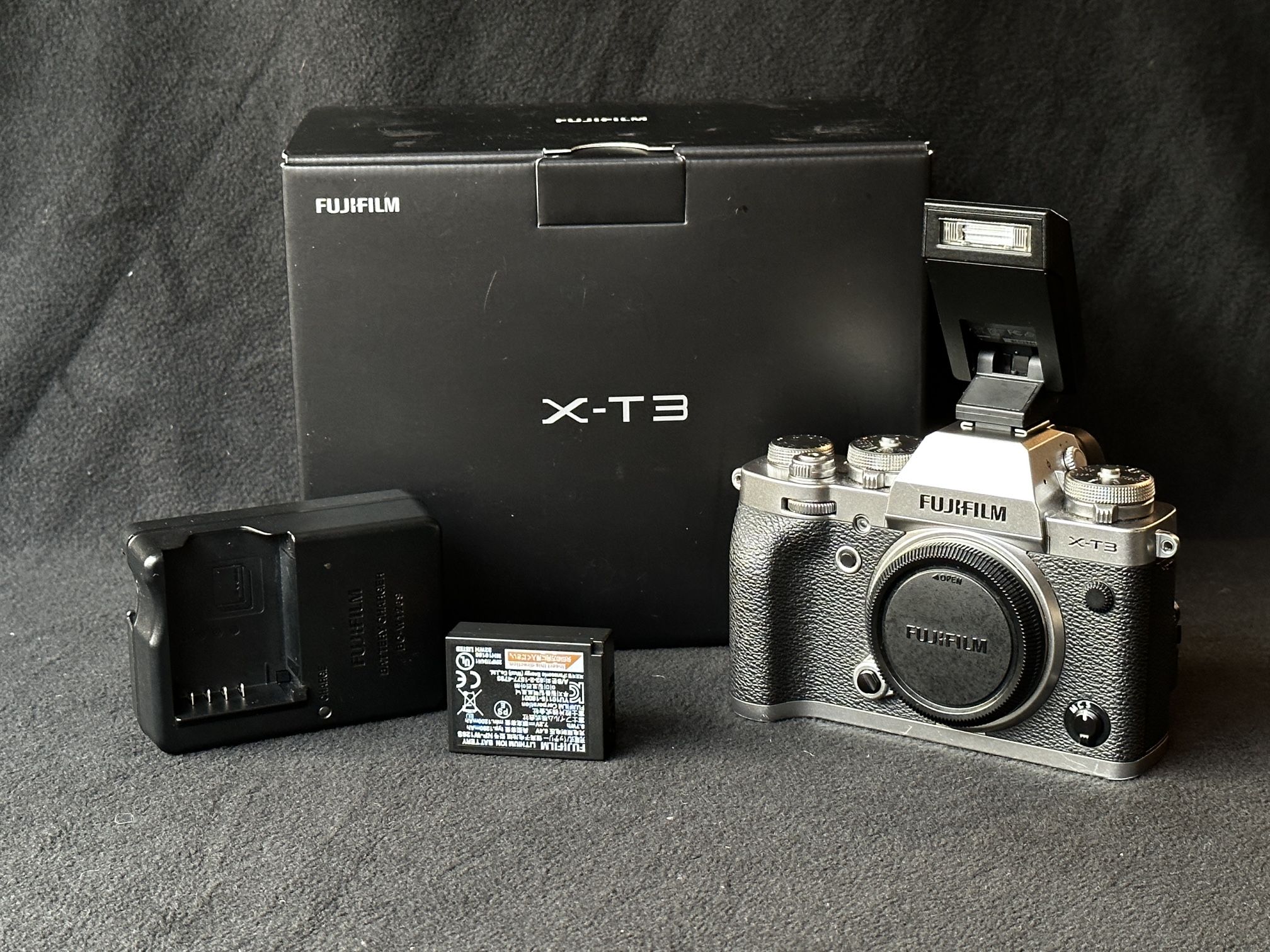 Fuji X-T3 Mirrorless Digital Camera USA Fujifilm XT3 for Sale in Irwindale, CA - OfferUp
