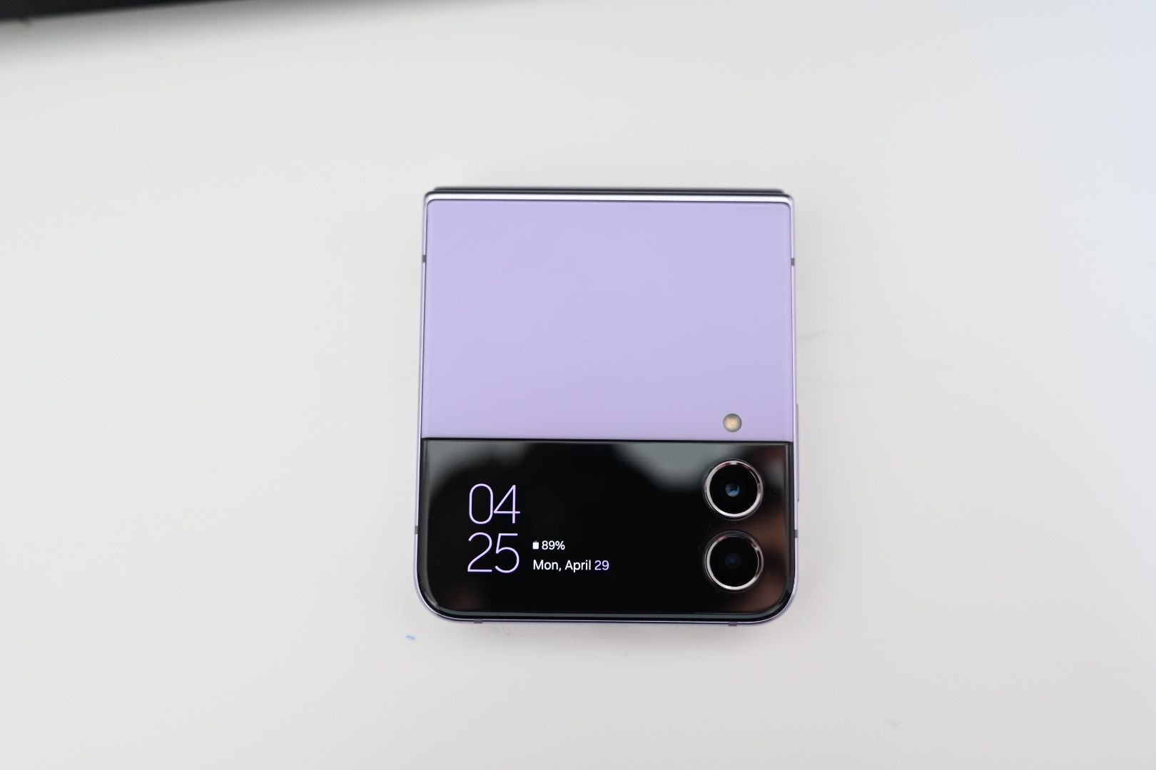 Unlocked Samsung Z Flip 4 128gb Bora Purple #2 for Sale in Lomita, CA - OfferUp