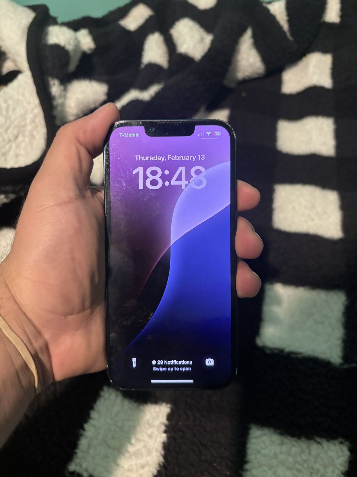 Unlocked 128gb Midnight Blue IPhone 13 for Sale in Atlanta, GA - OfferUp