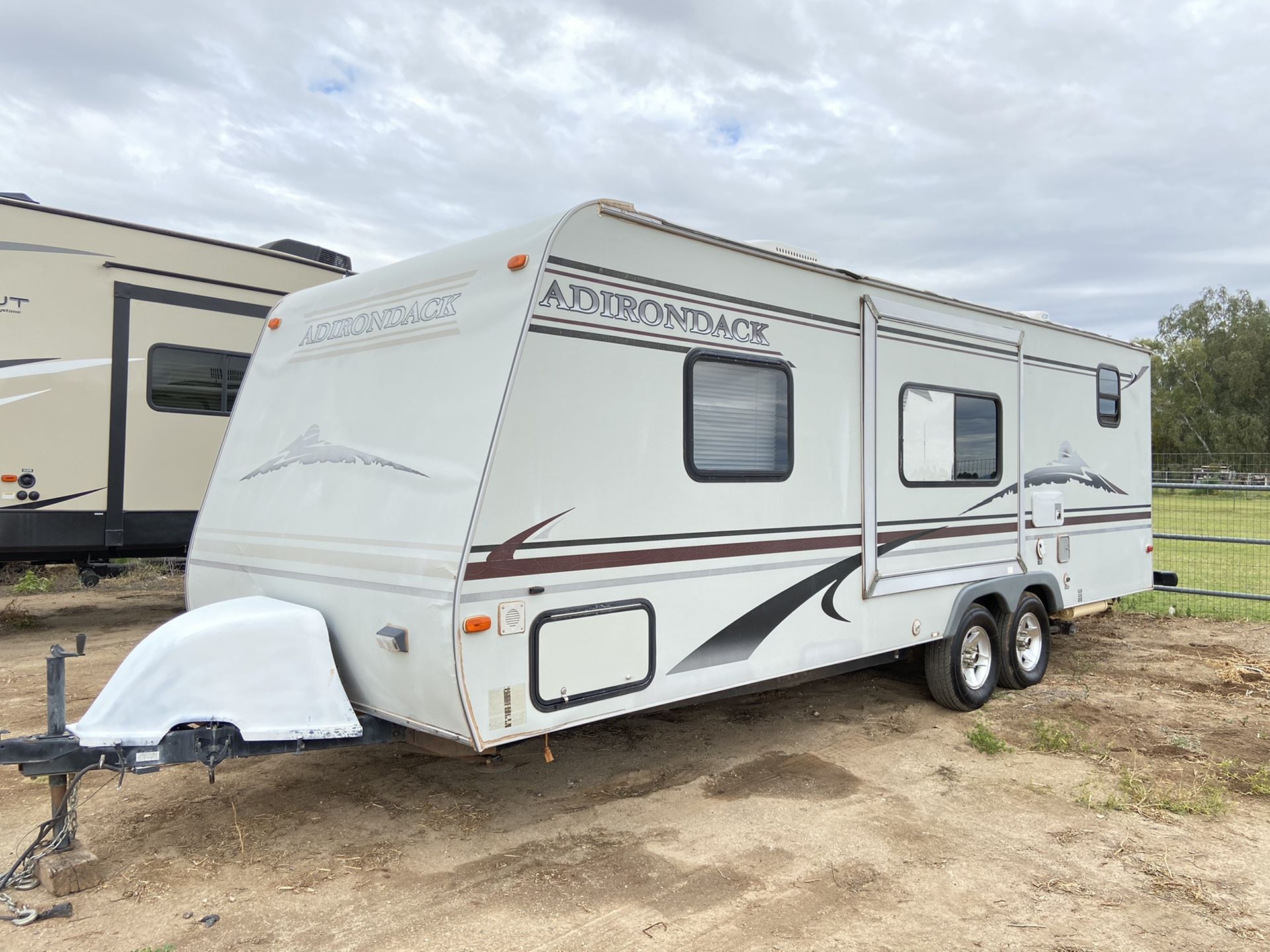 2005 adirondack 24ft travel trailer all fiberglass wiht slide out for ...
