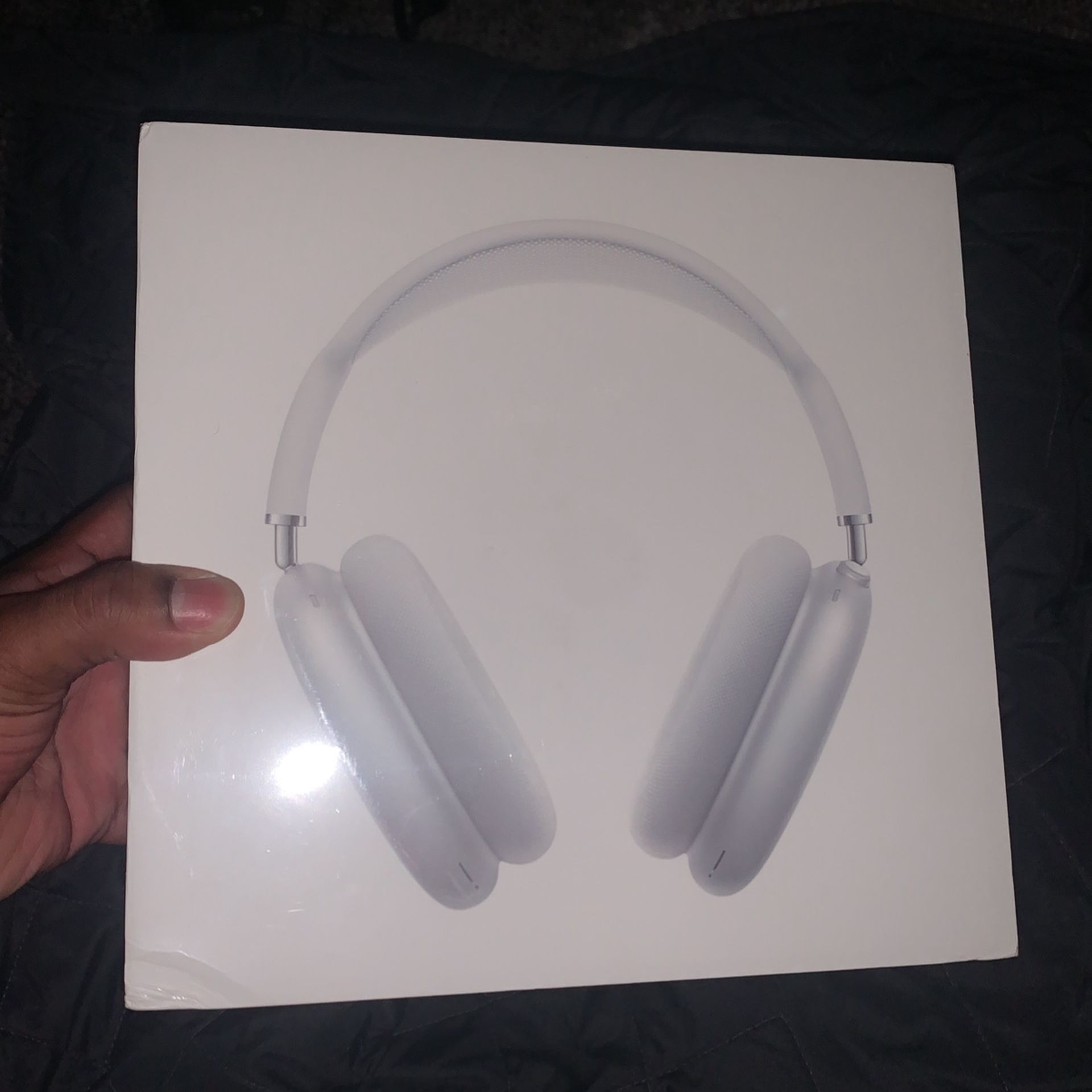 AirPod Max Silver for Sale in Austin, TX - OfferUp