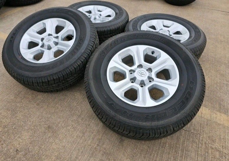 2021 Toyota 4runner SR5 OEM WHEELS AND TIRES for Sale in Murrieta, CA ...