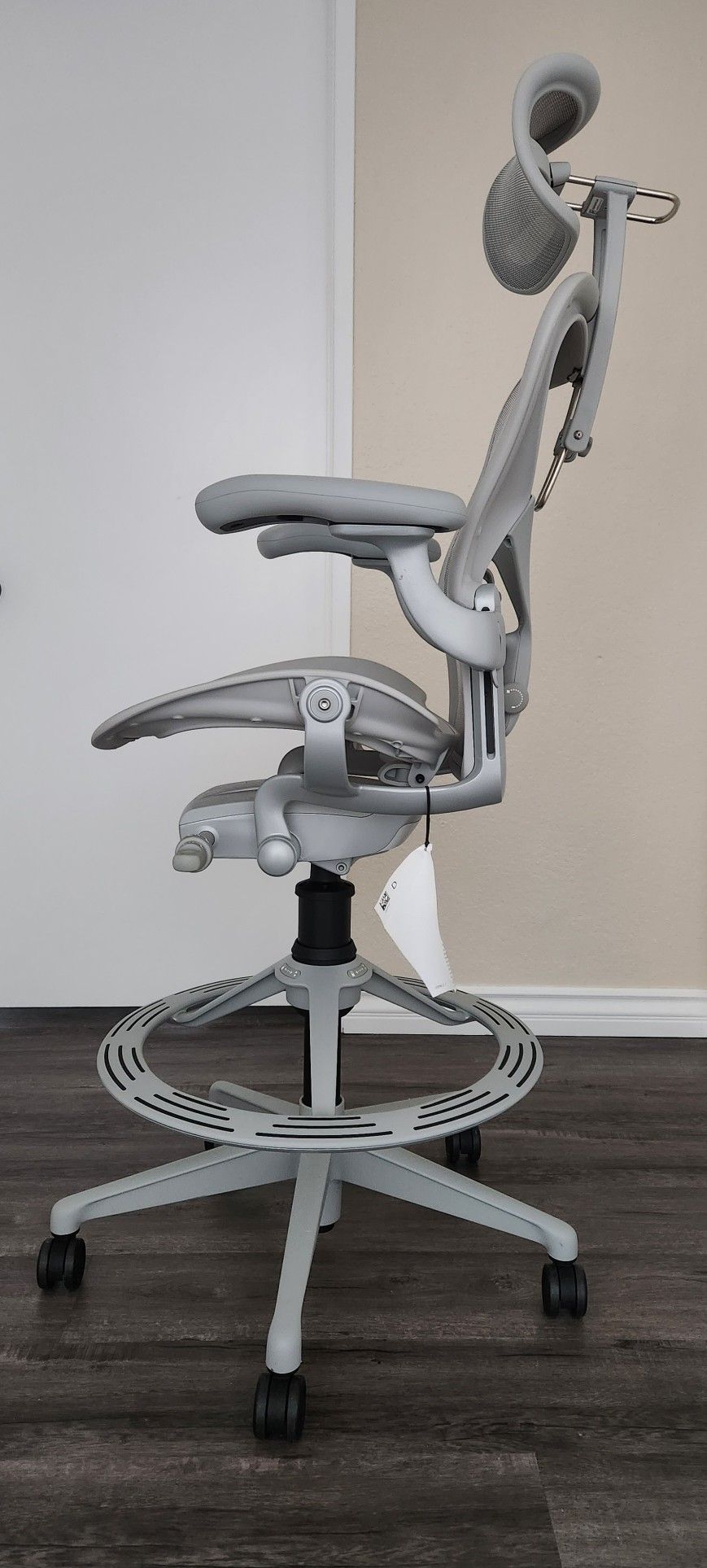 New&Use Herman miller Embody, Aeron, Cosm, Sayl, Eames.. available pick ...