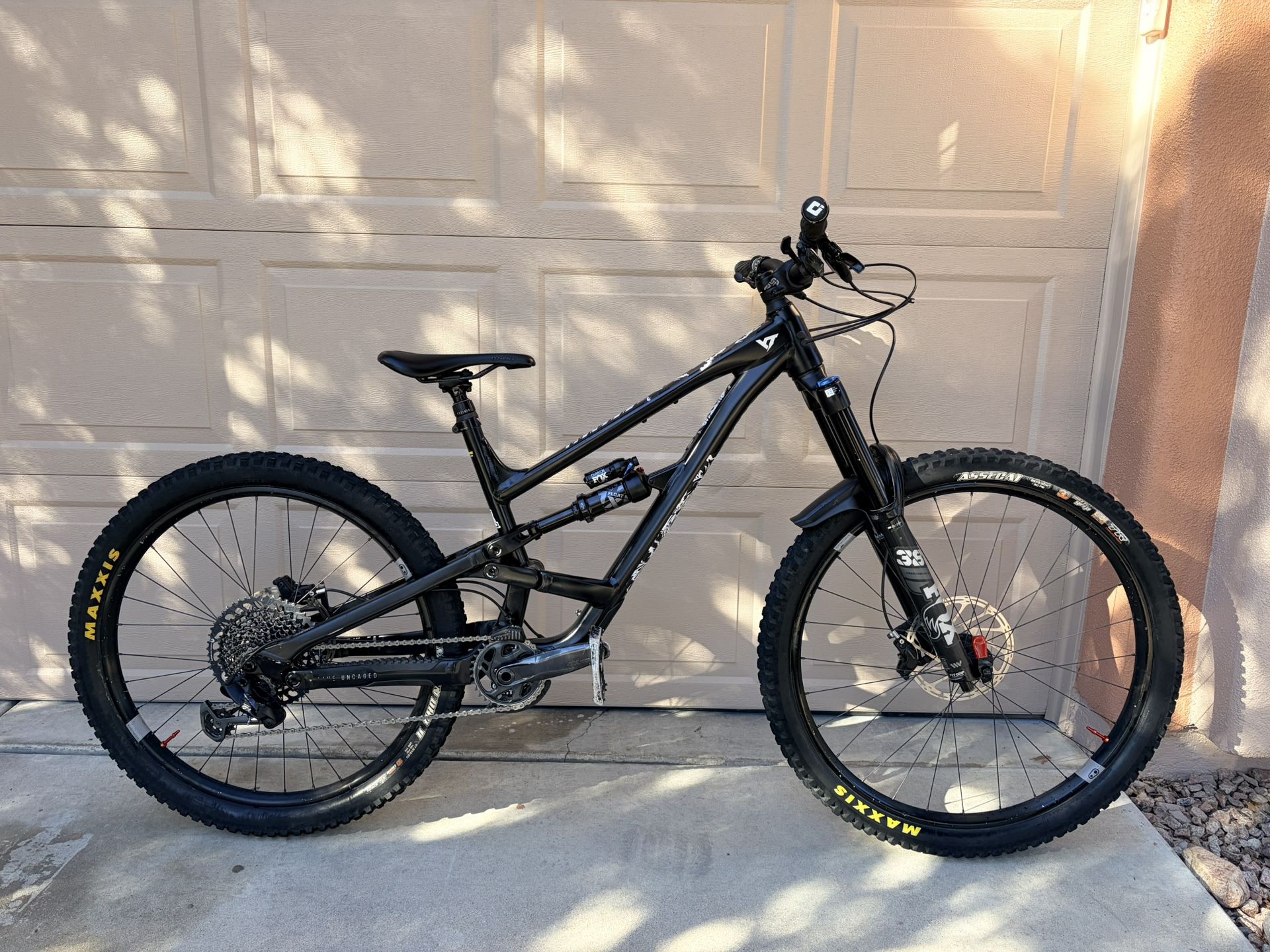YT Capra Core 2 Full Suspension for Sale in Tucson, AZ - OfferUp