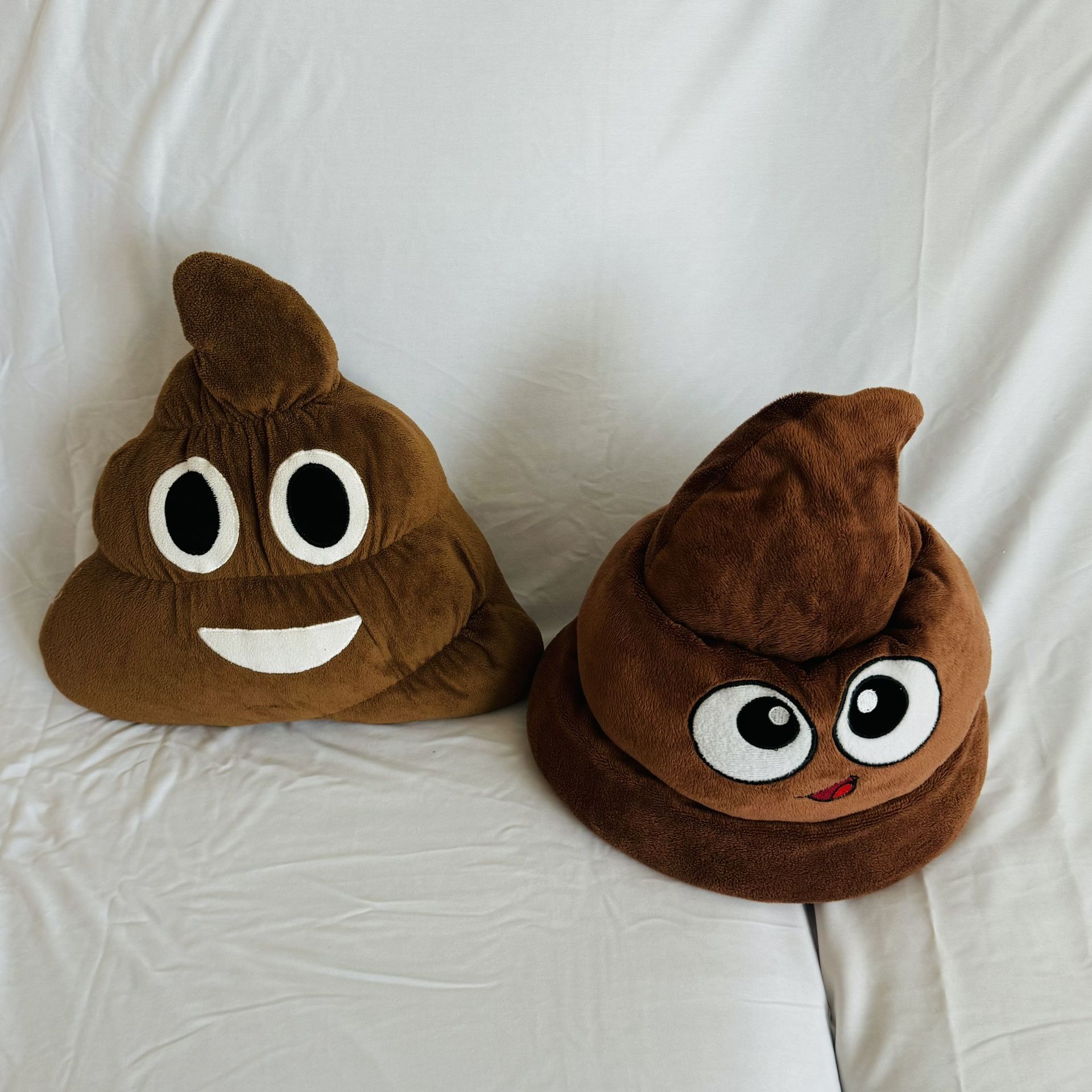 Emoji Poop Hat And Plush for Sale in Buena Park, CA - OfferUp