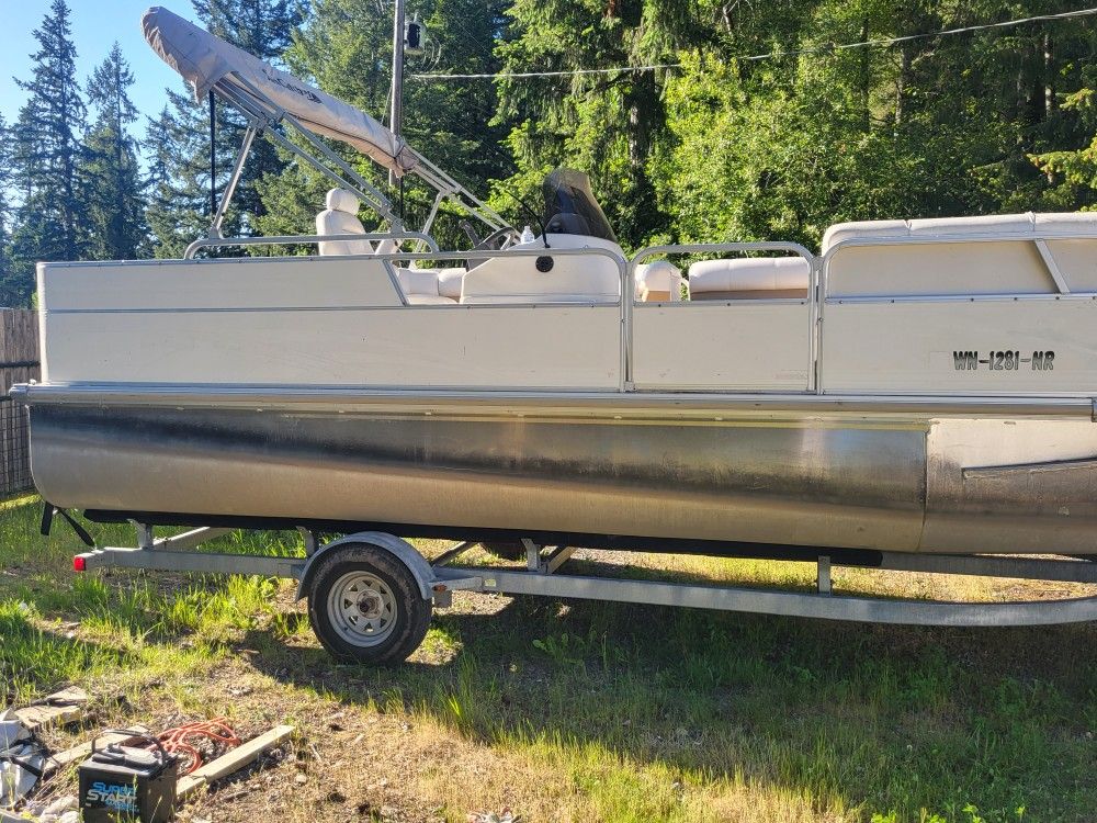 Sun Tracker Pontoon Boat 20ft for Sale in Federal Way, WA - OfferUp