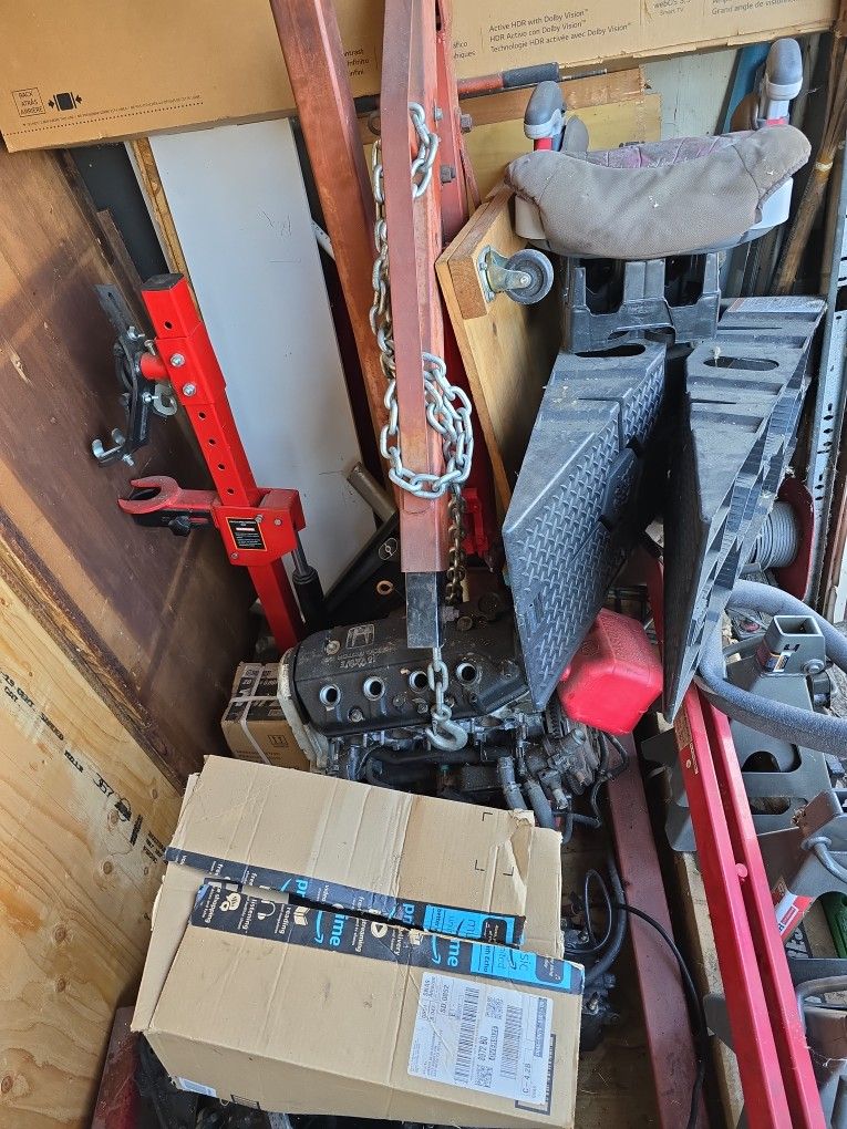 D15B7 HONDA CIVIC Motor Less Than 10k Miles for Sale in San Diego, CA ...