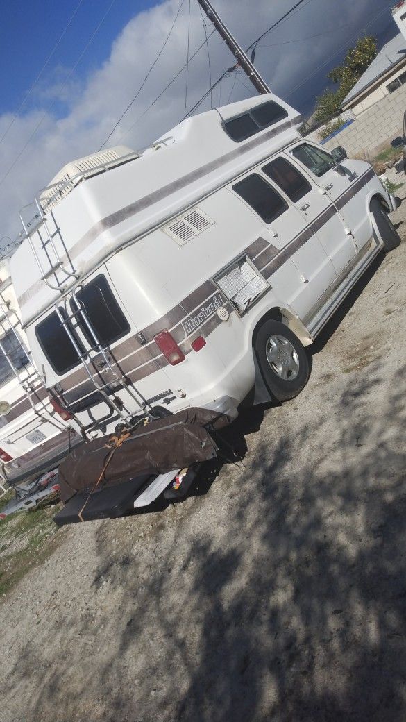 Dodge Ram 250 Class B Camper Van for Sale in Cabazon, CA - OfferUp