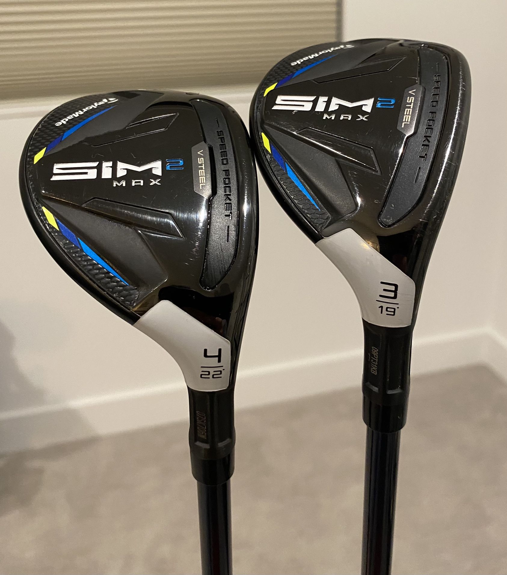2021 TaylorMade Sim Max Hybrids for Sale in Seattle, WA - OfferUp