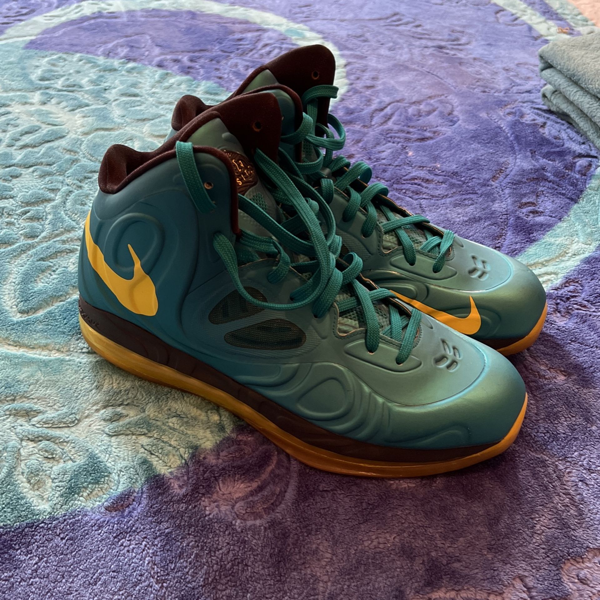 2022 Nike Hyperposite