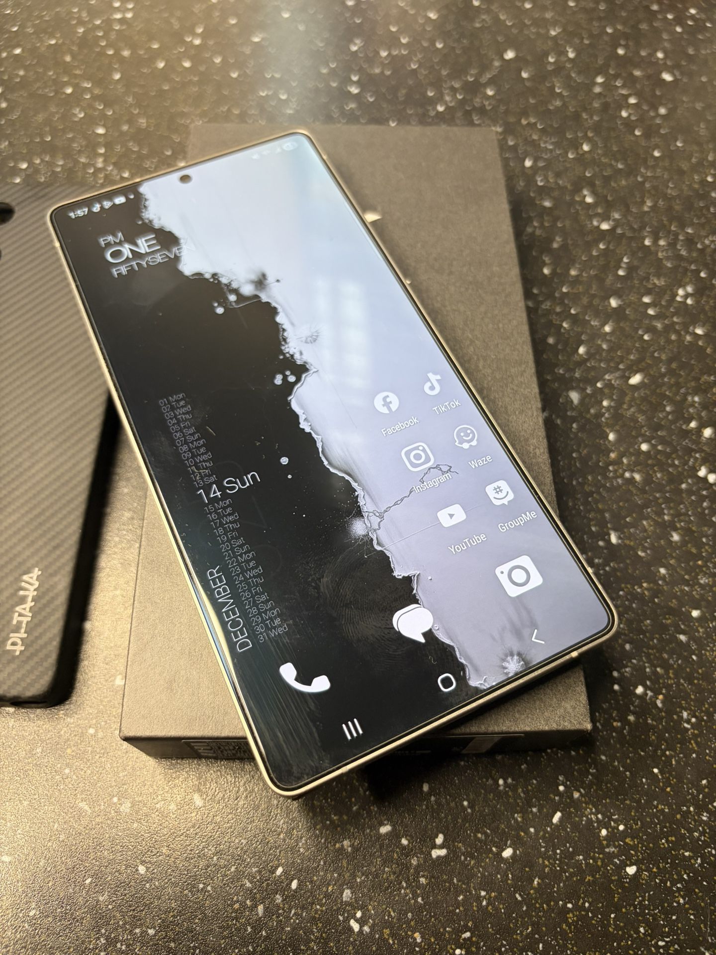 Samsung S25 Ultra 1tb Factory Unlocked For Sale Or Trade for Sale in ...