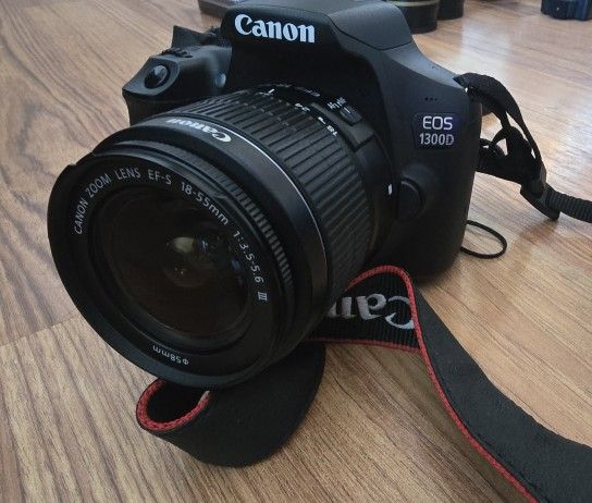 Camera Canon EO5 D1300 for Sale in Prospect Heights, IL - OfferUp