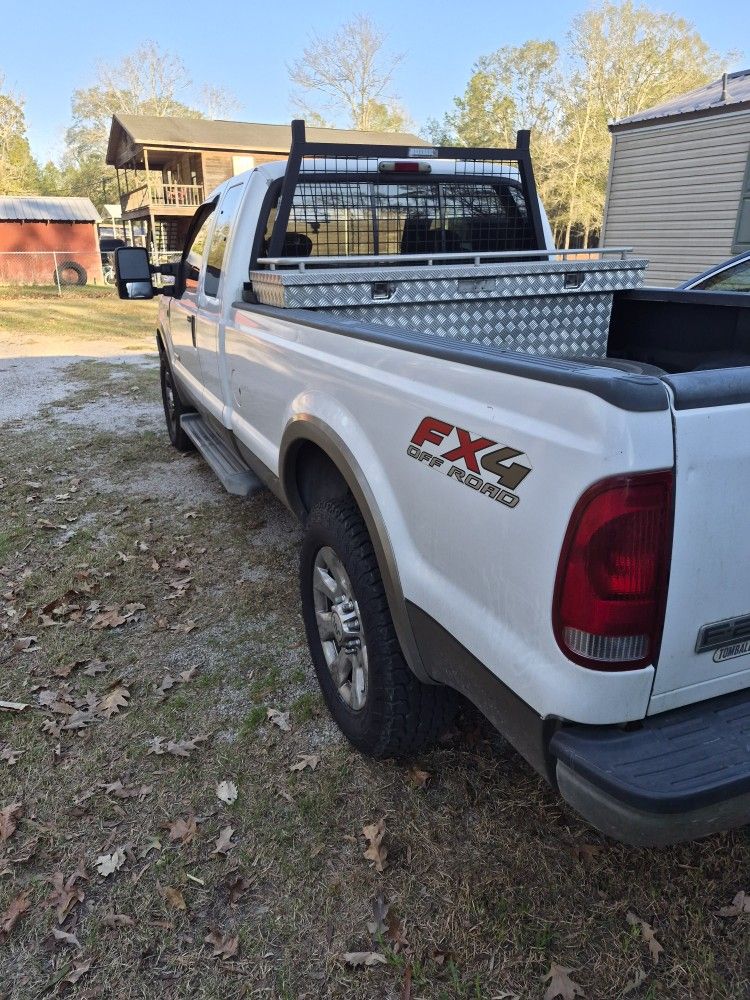 2005 Ford F-250 Super Duty for Sale in Old Rvr-wnfre, TX - OfferUp