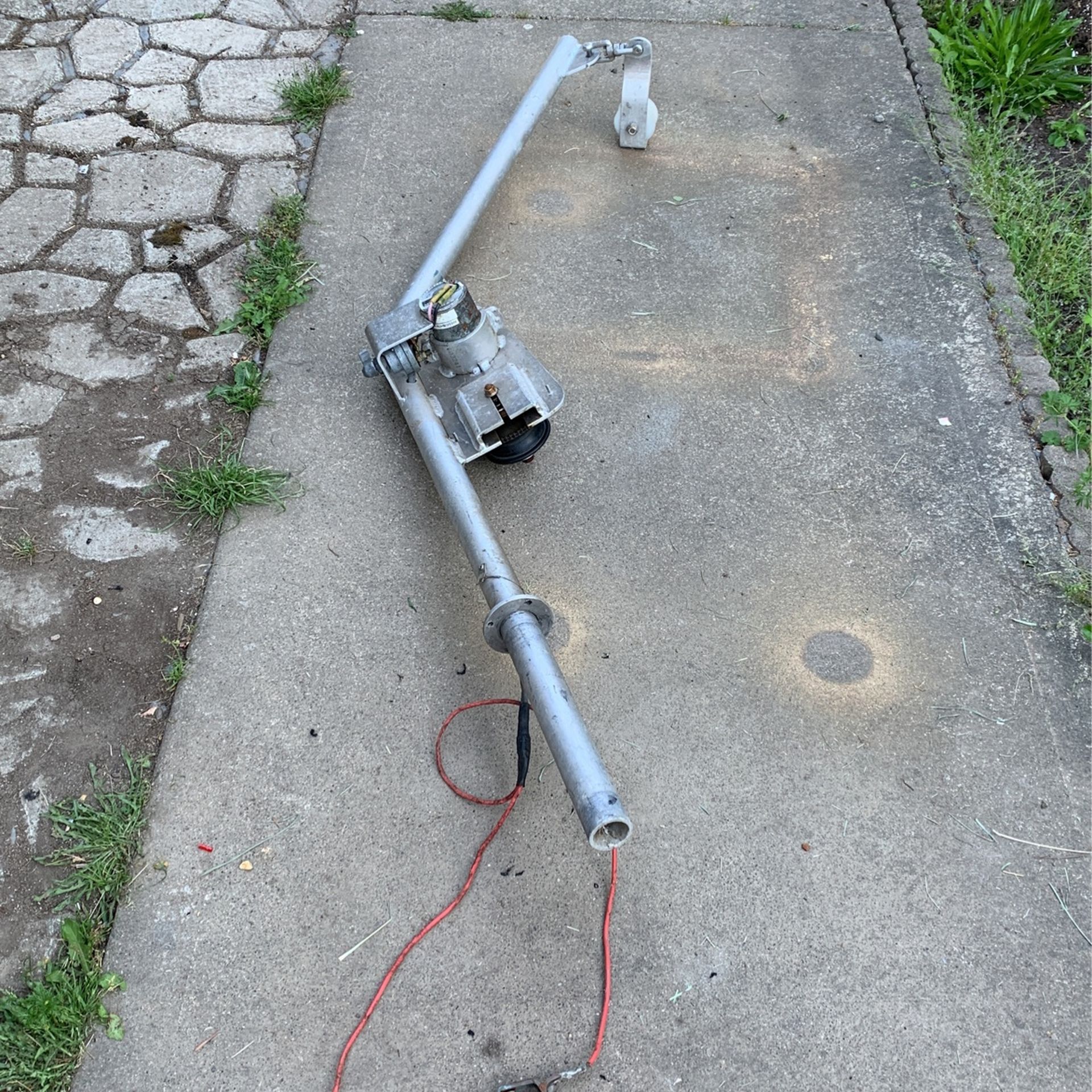Pot Puller/davit for Sale in Port Orchard, WA - OfferUp