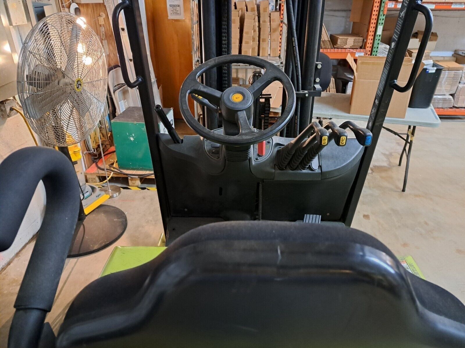Clark TMG-15S Electric Forklift Includes Charger (Battery Not Working ...
