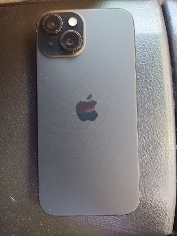 iPhone 15 Plus for Sale in Santa Ana, CA - OfferUp